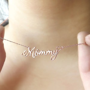 14K 9K Solid Gold Mommy Necklace, Calligraphy Mommy Word Necklace ...