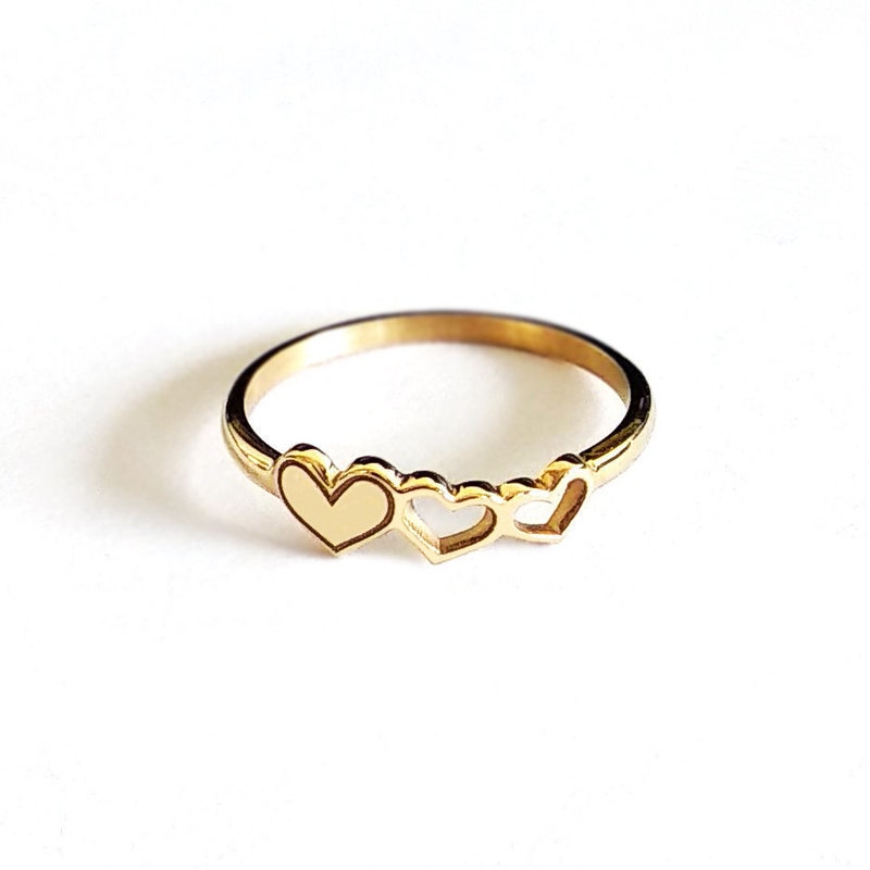Gold Heart Ring - Etsy