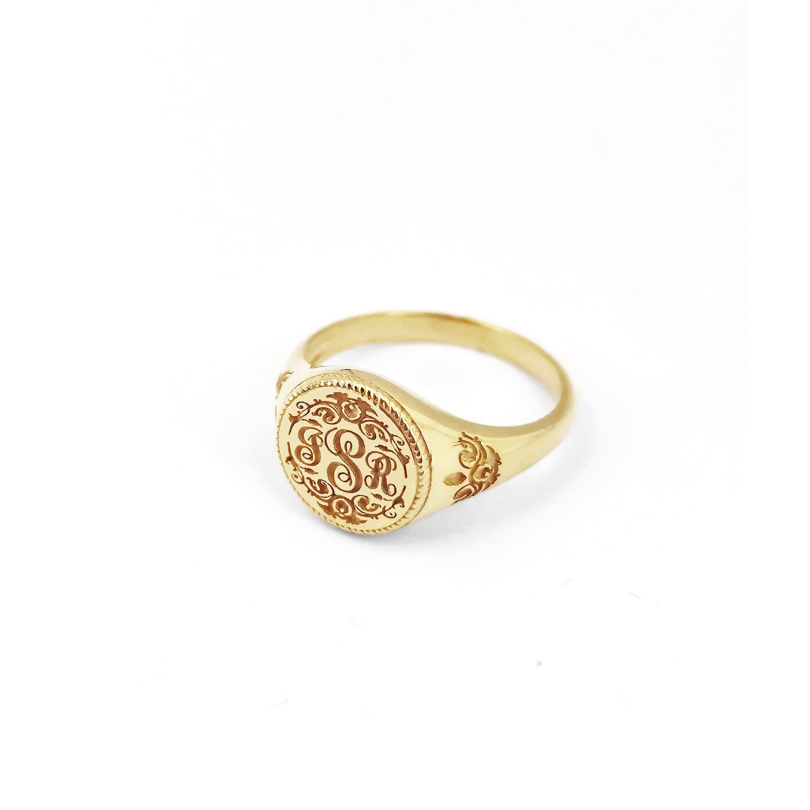 18K 14K 9K Personalized Flower Signet Ring, Floral Wreath Signet Ring ...