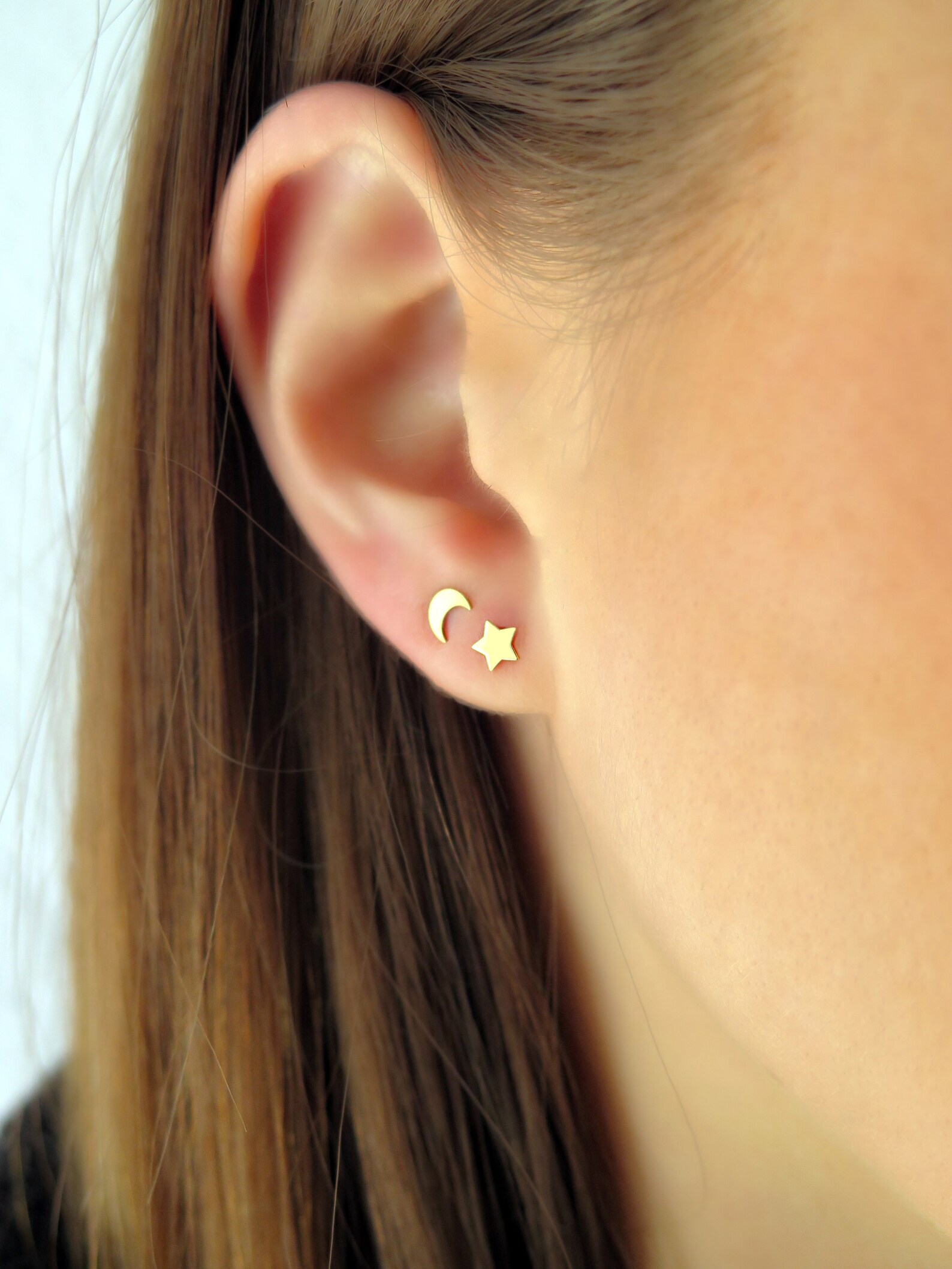 14K Gold Tiny Crescent Moon Studs Small Mini Moon Studs - Etsy