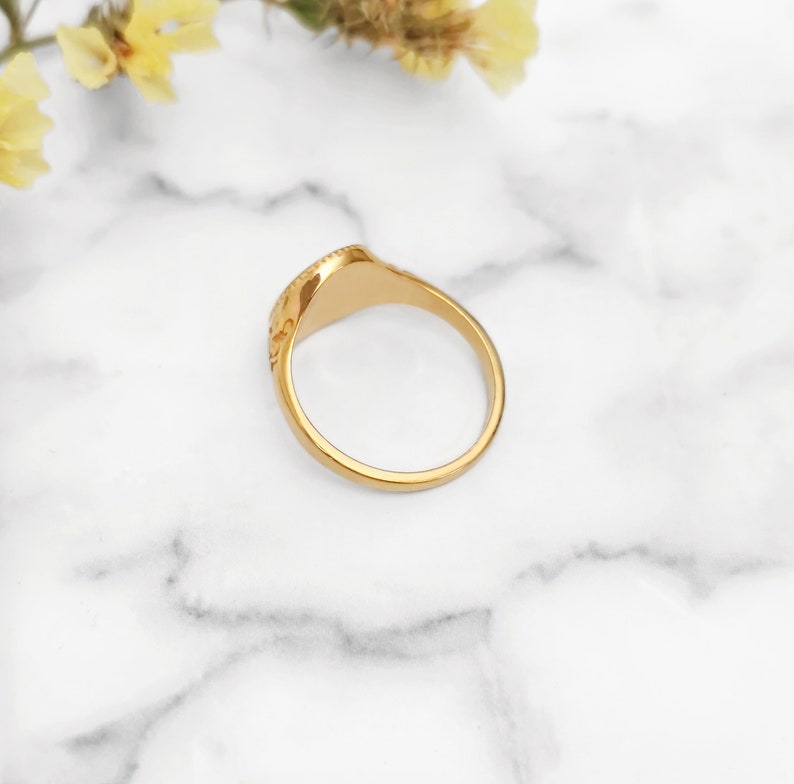 18K 14K 9K Flower Signet Ring, Floral Wreath Signet Ring, Solid Gold ...