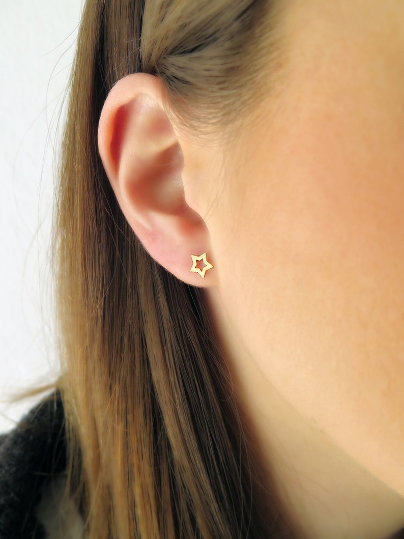 14K Star Studs, Small Outline Star Studs, Minimalist Solid Gold Stud ...