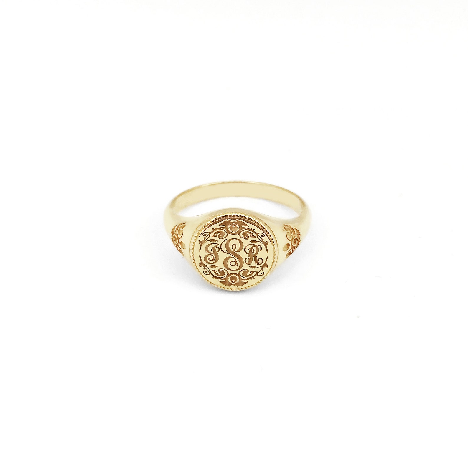 18K 14K 9K Personalized Flower Signet Ring, Floral Wreath Signet Ring ...