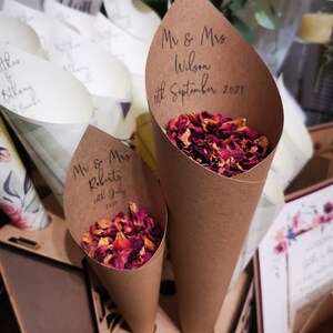 Confetti Cones - Personalised - Ready Rolled Confetti Cones - Ready to ...