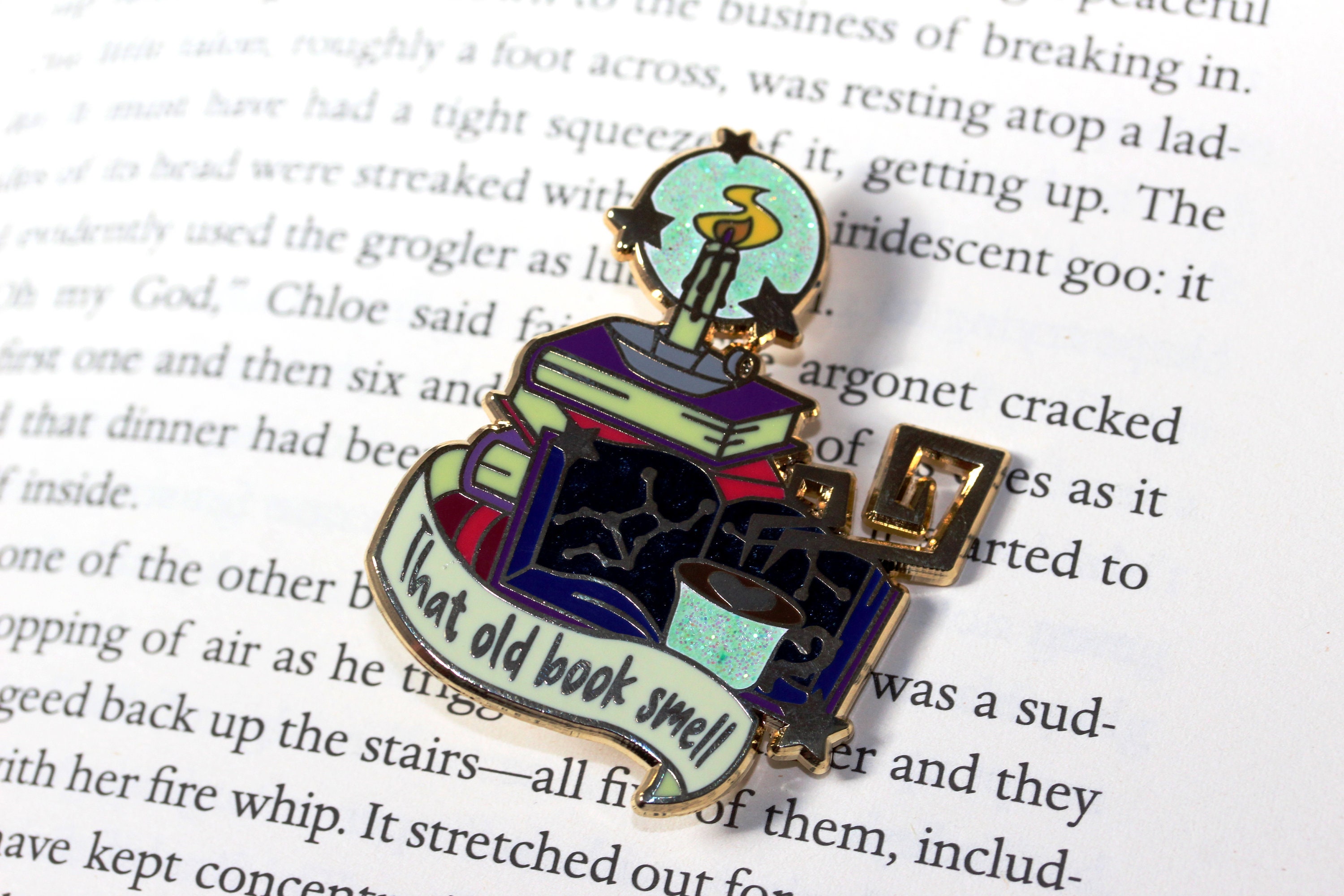Book Lover Enamel Pin - That Old Book Smell - Etsy