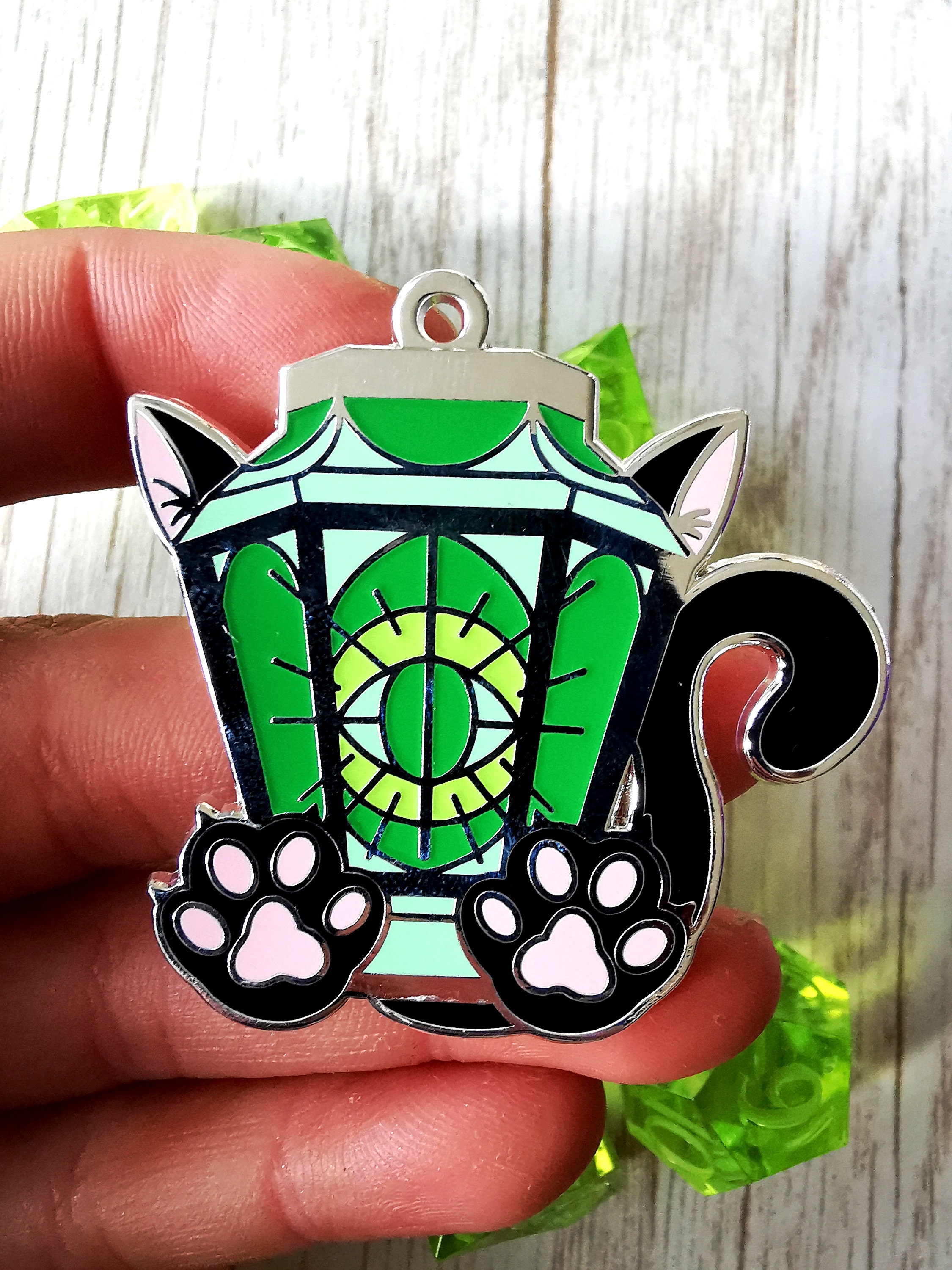 Lantern of Tracking - Artifacts of the Forgotten Realms Enamel Pin - Etsy