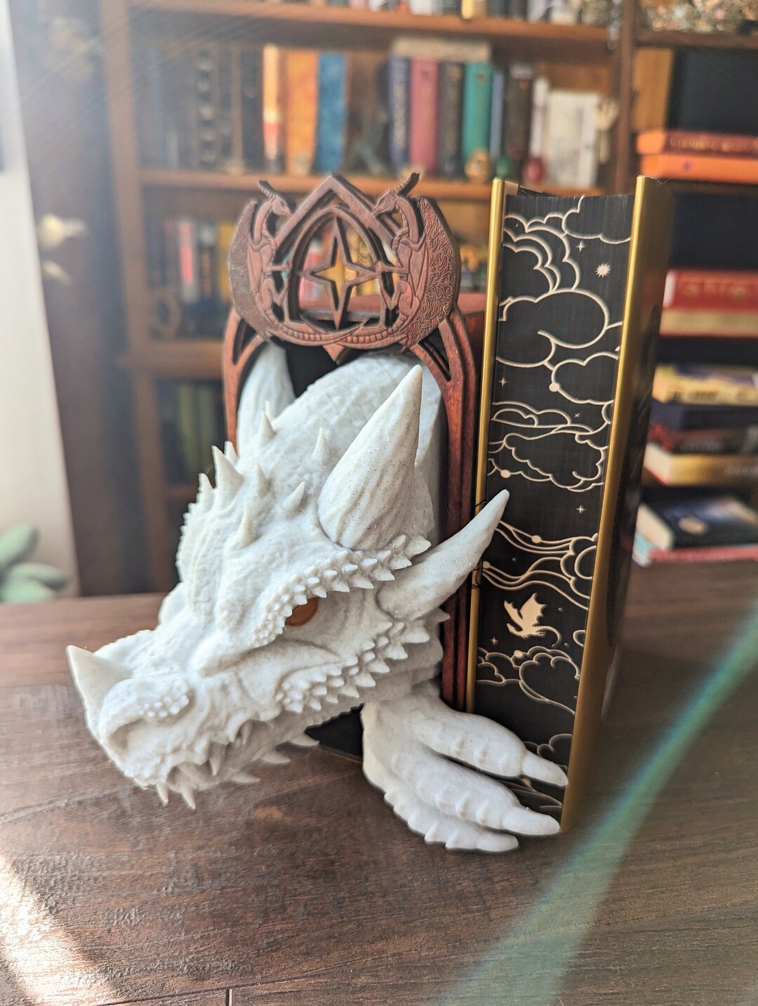 Dragon Book Nook- Shelf Insert Display Dragon Head- Stone Effect - Etsy