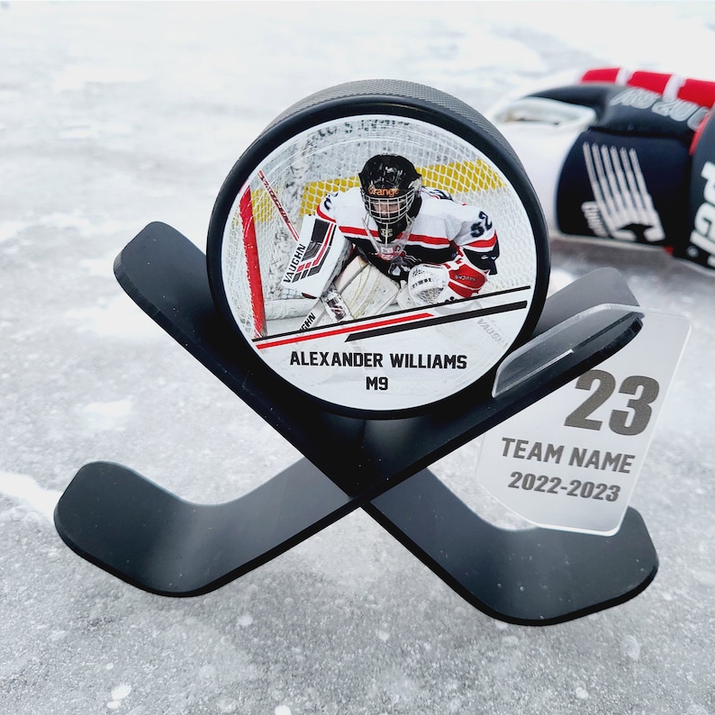 Personalized Hockey Puck With Display, Printed Player Photo Puck ...