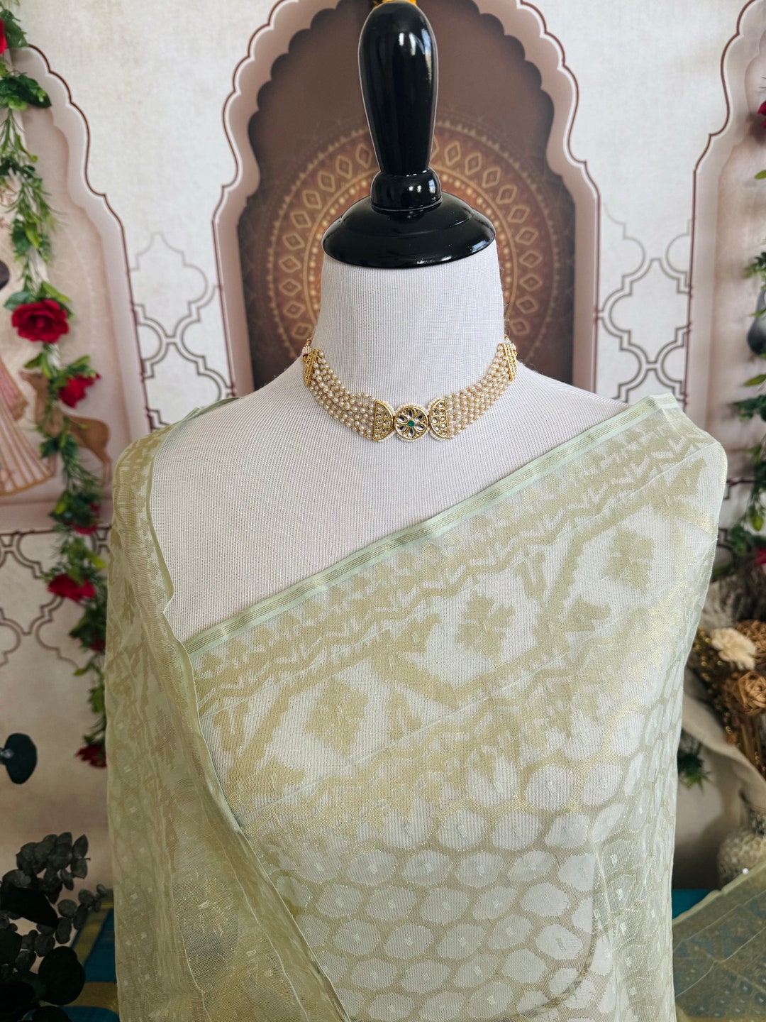 Masterpiece Authentic Dhakai Jamdani Muslin Saree | Light Sage Green ...