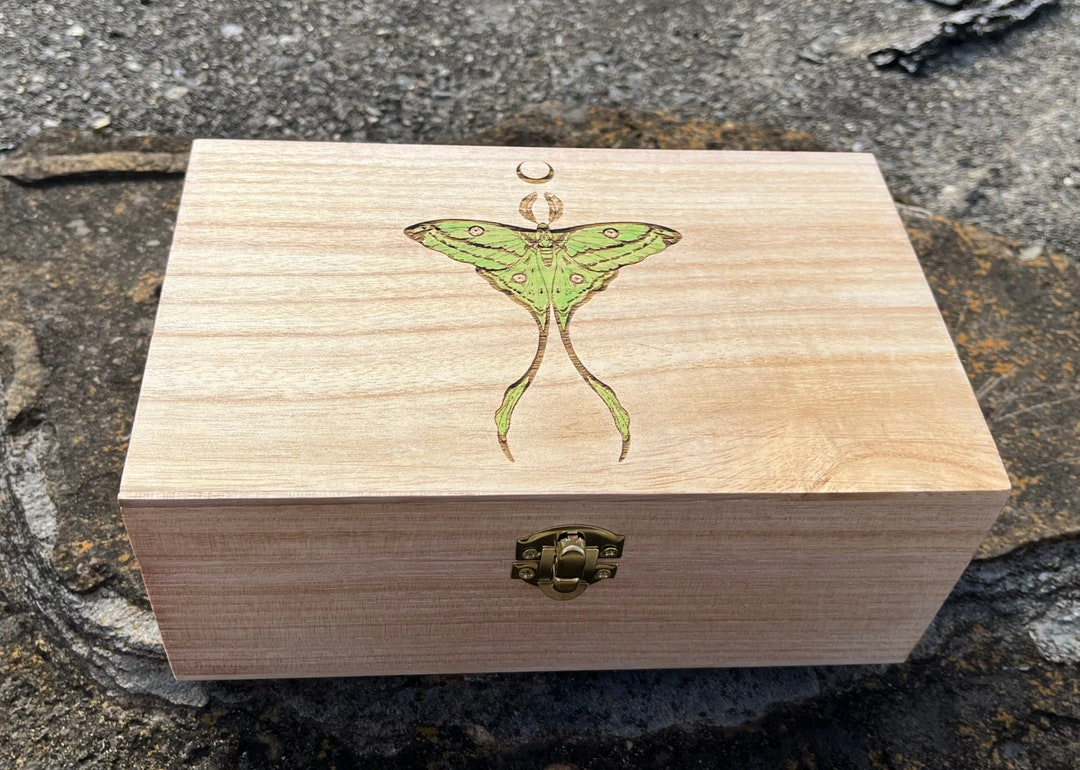 Luna Moth Wood Box/luna Moth Stash Box/keepsake Box/tarot Card Box - Etsy