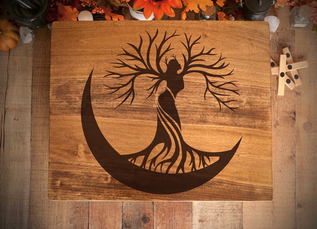 Altar / Tree of Life / Crescent Moon / Meditation / Altar Table ...