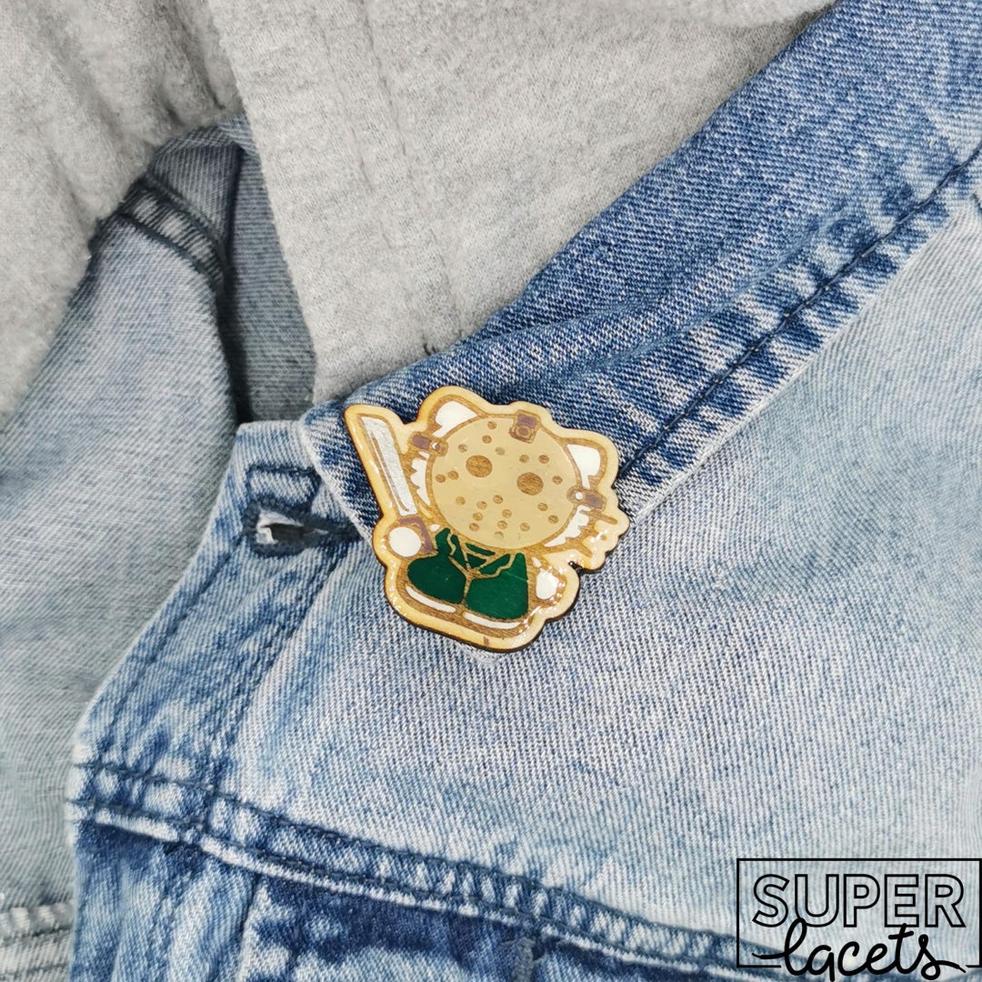 Pin / Badge Hello Kitty Jason Voorhees Cat in Hand Painted Wood ...