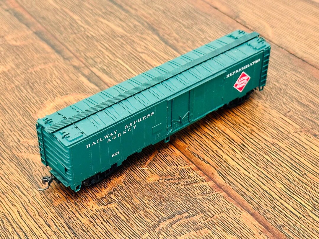 Vintage REA Rex Reefer Boxcar Model Train - Collectible Railroad ...