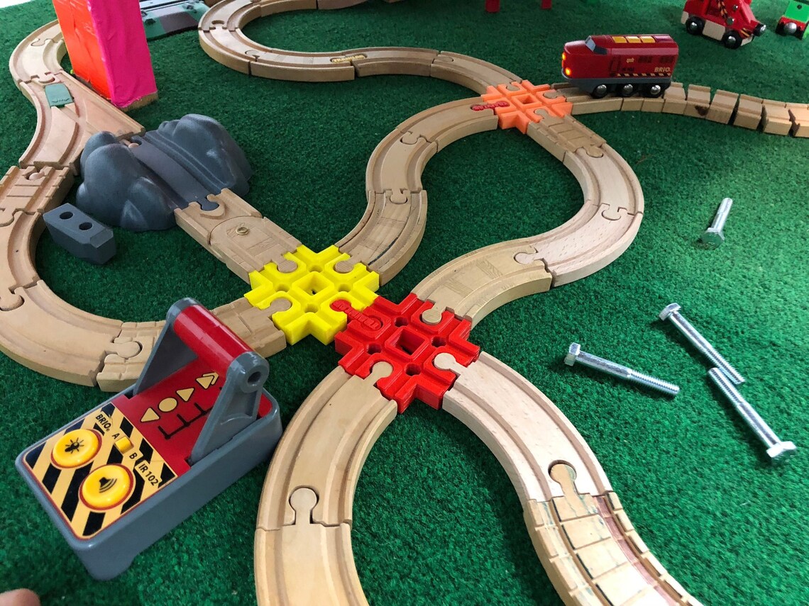 Trainlab Cross Tracks Connector for Wooden Railway With Dog - Etsy