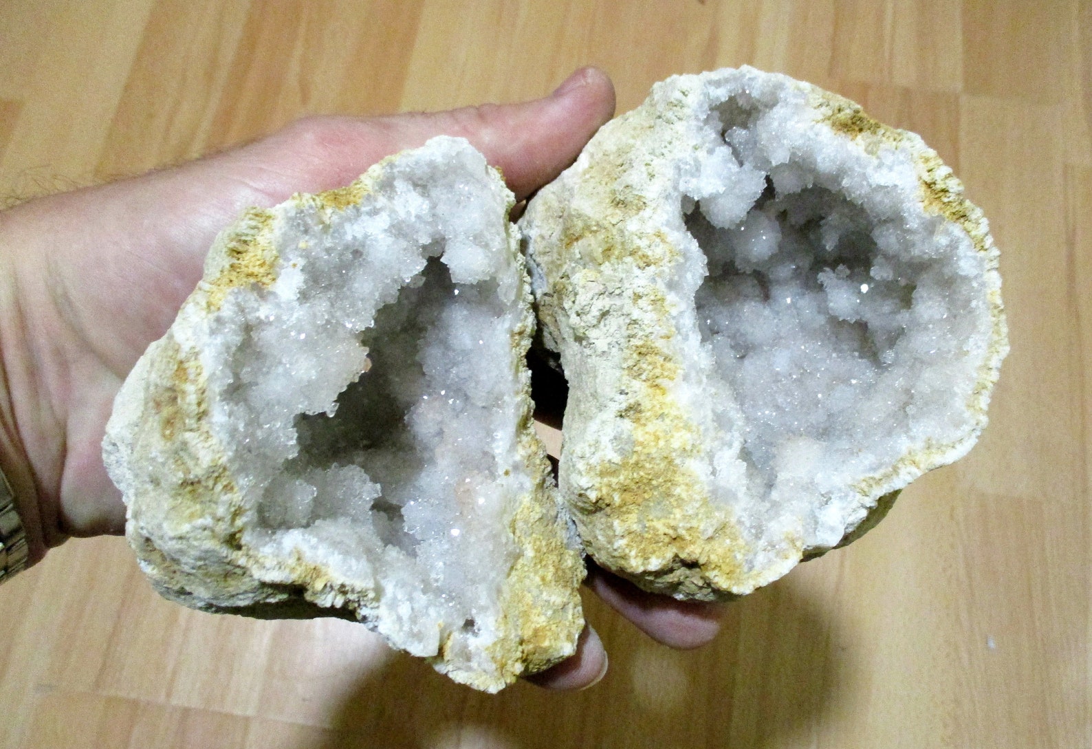 White Selenite Geode Pair Crystal Approx 90mm Fertility - Etsy UK