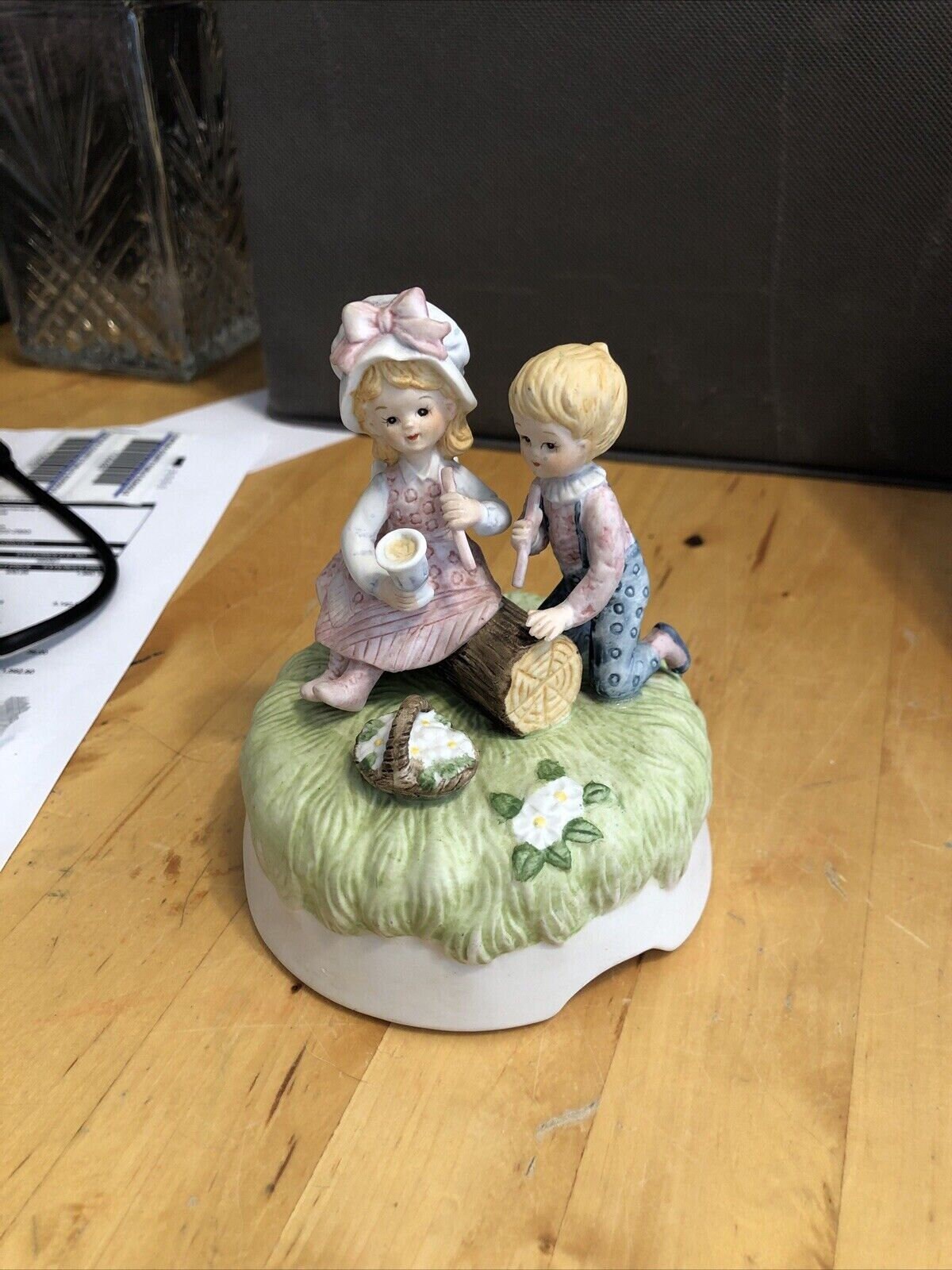 Vintage LEFTON Hand Painted Ceramic Music Box Boy and Girl #00328 - Etsy