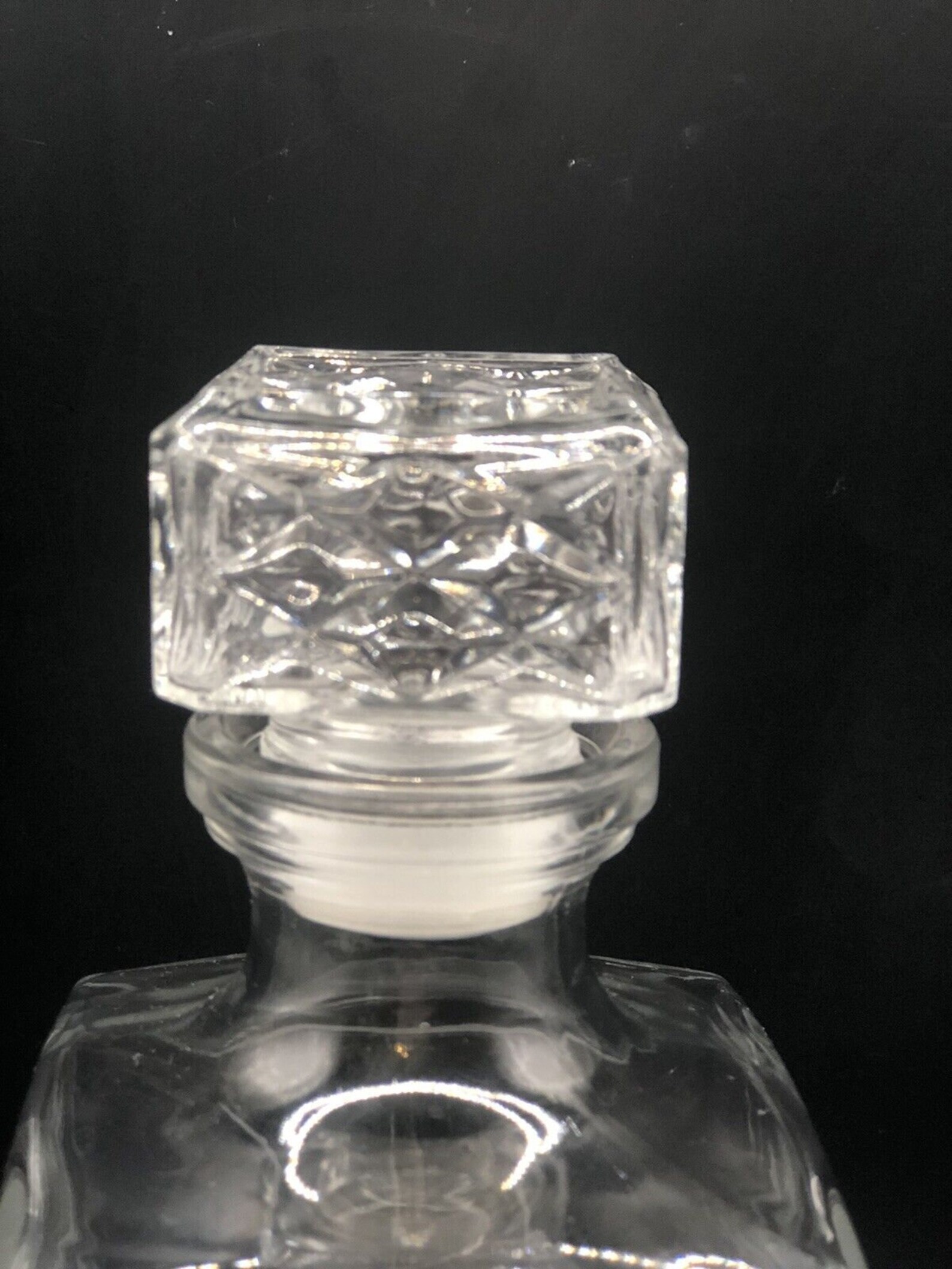 Diamond Puff Pineapple Fine Glass LIQUOR WHISKEY DECANTER W/ Stopper - Etsy