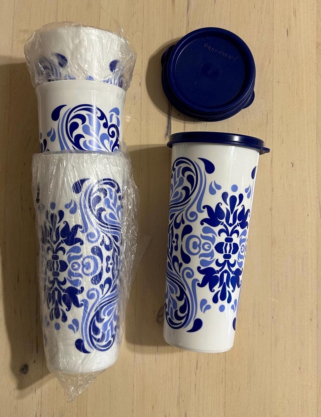 Tupperware New 16oz Navy Blue White Swirl Tumblers With Lids Set of 4 ...