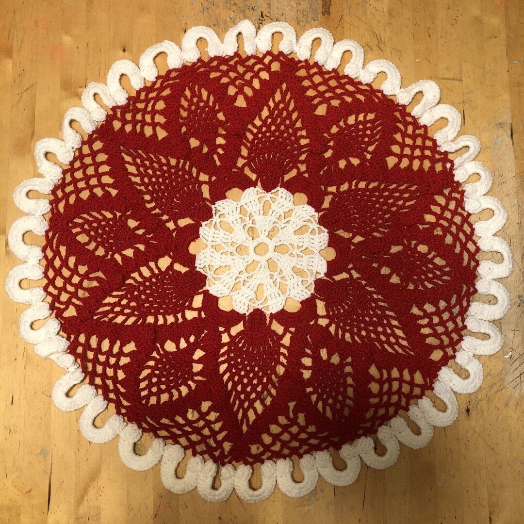 Hand Made Crochet Table Top Christmas Tree Skirt Doily 33 “ Red and ...