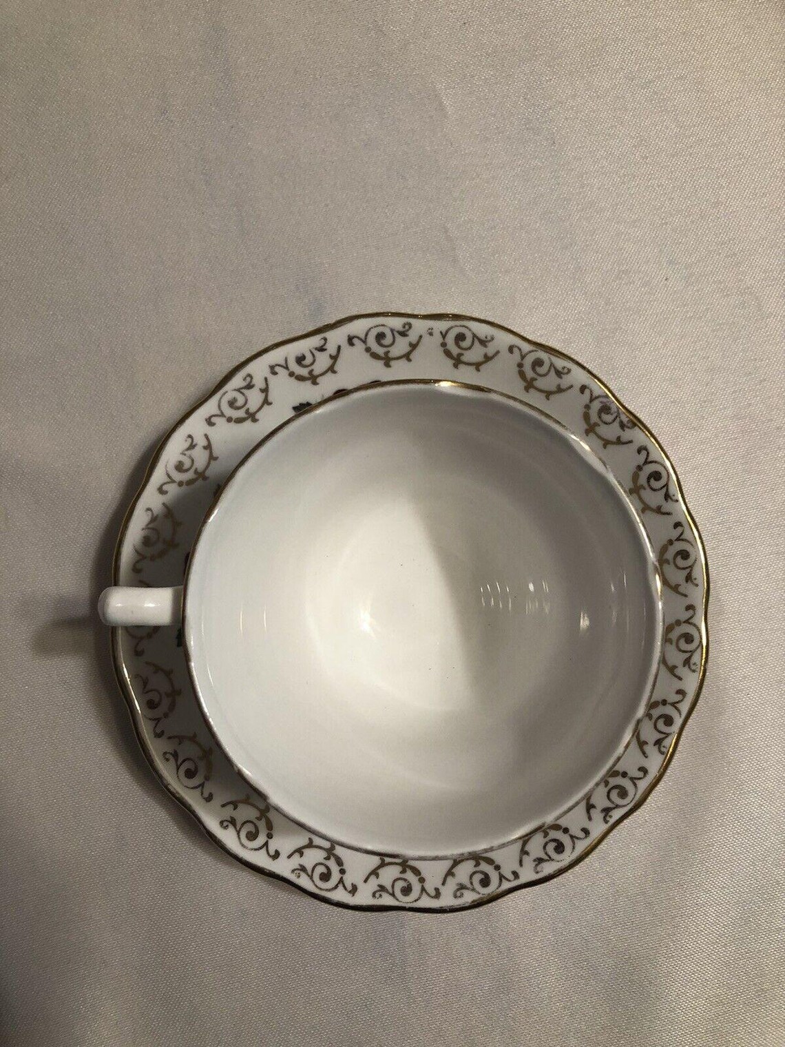 Colclough Cabbage Roses Red ,white & Pink Bone China Tea Cup and Saucer ...