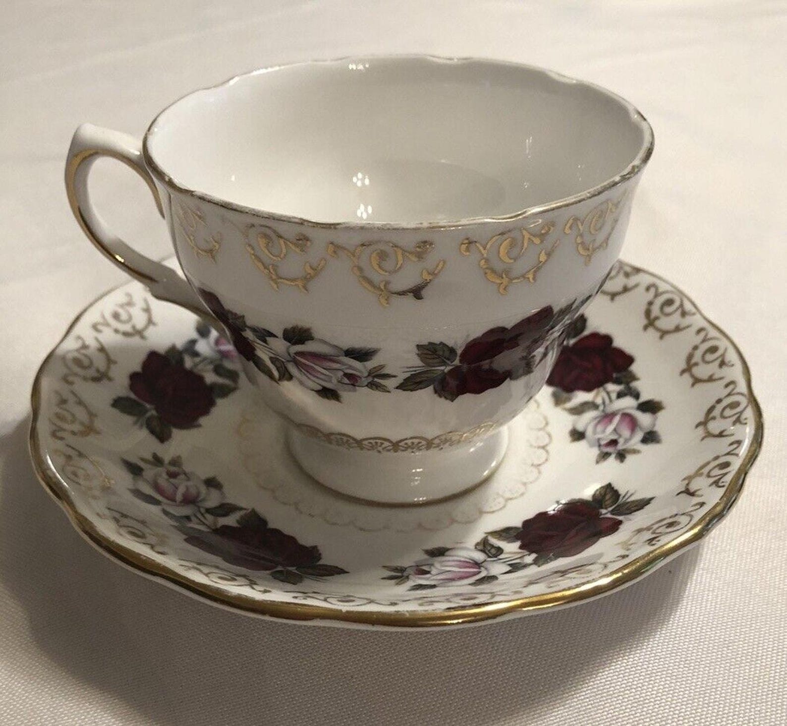 Colclough Cabbage Roses Red ,white & Pink Bone China Tea Cup and Saucer ...