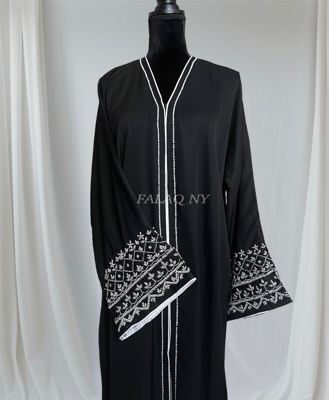 Abeeha Abaya in Black - Etsy
