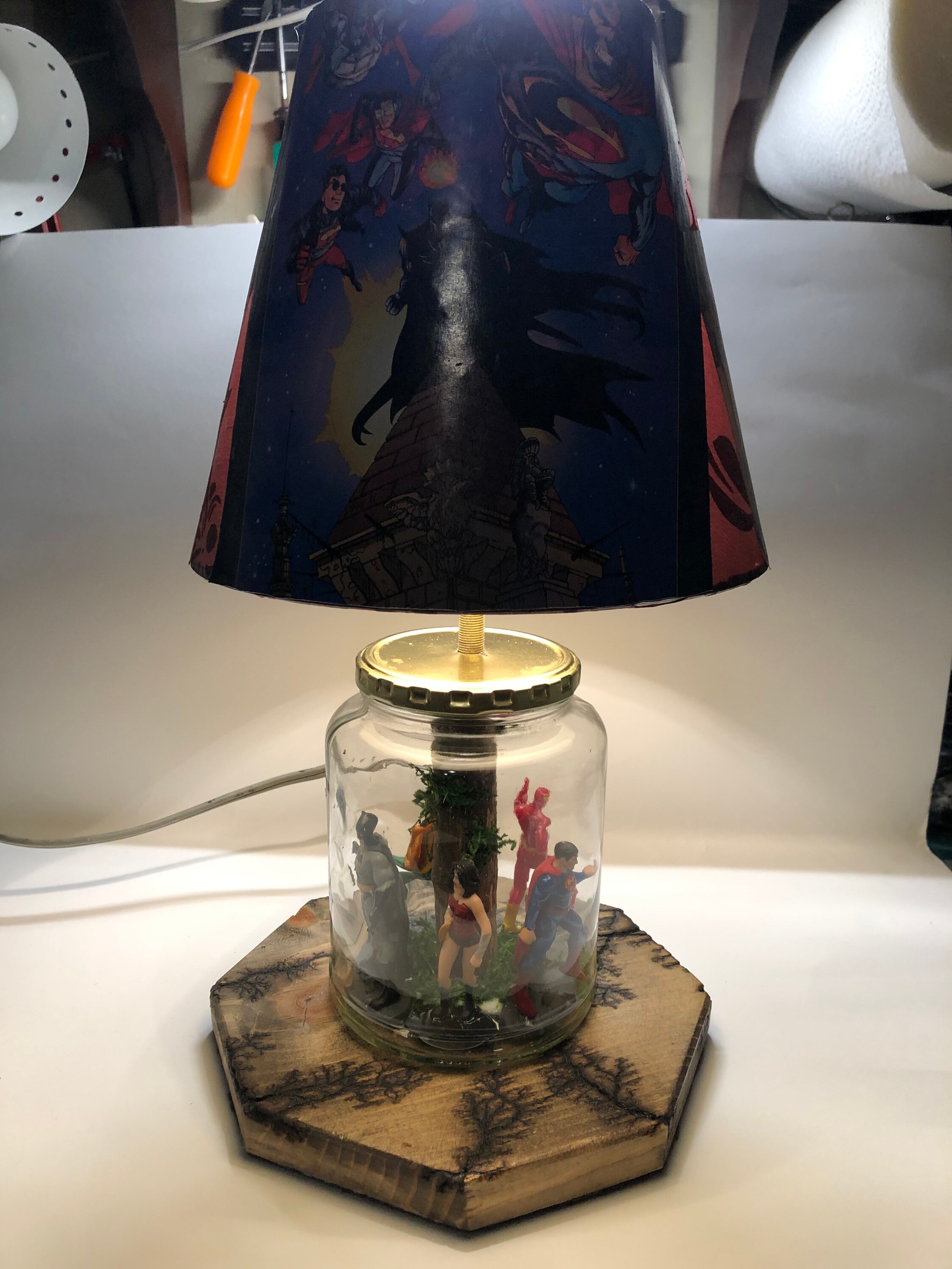 Justice league display lamp