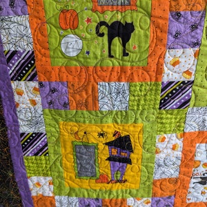 Hopscotch Halloween Quilt - 52" X 63" - Etsy