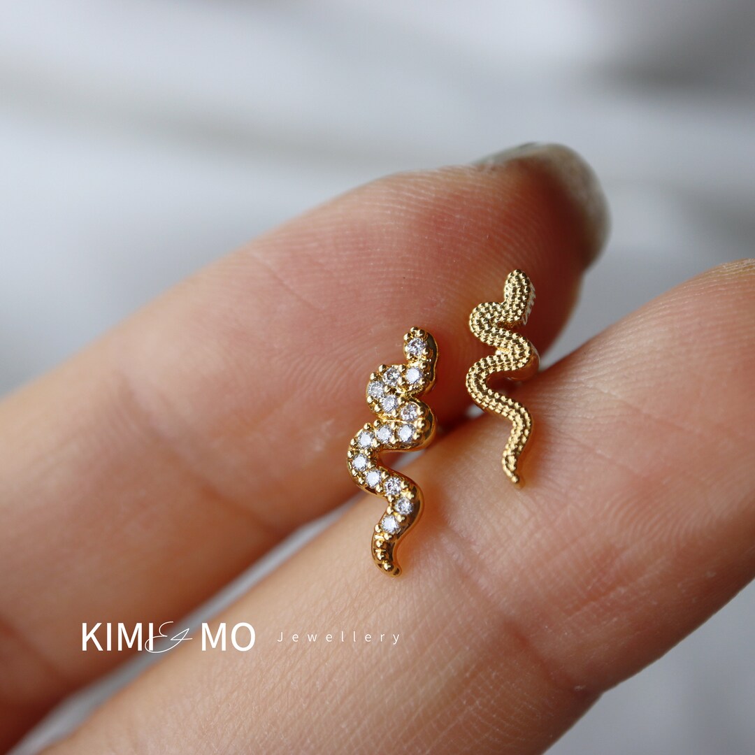 Tiny Snake Cartilage Stud Earringssnake Tragussnake Conch Earringssnake ...