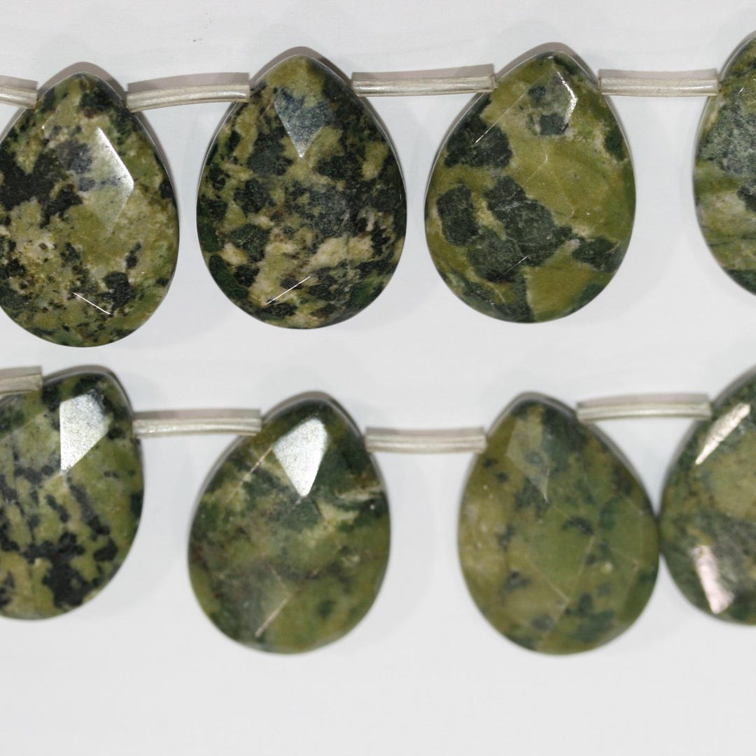9" St Serpentine Faceted Drop Beads 30x22.5mm. Approx.-strand 20cm ...
