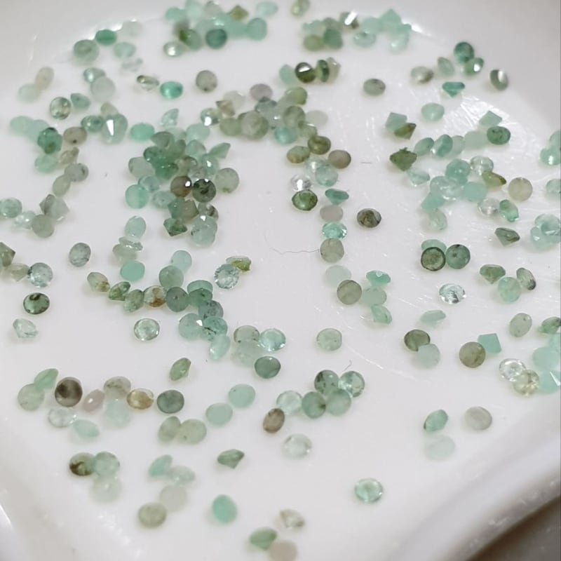 1mm Emerald Lot - Etsy UK