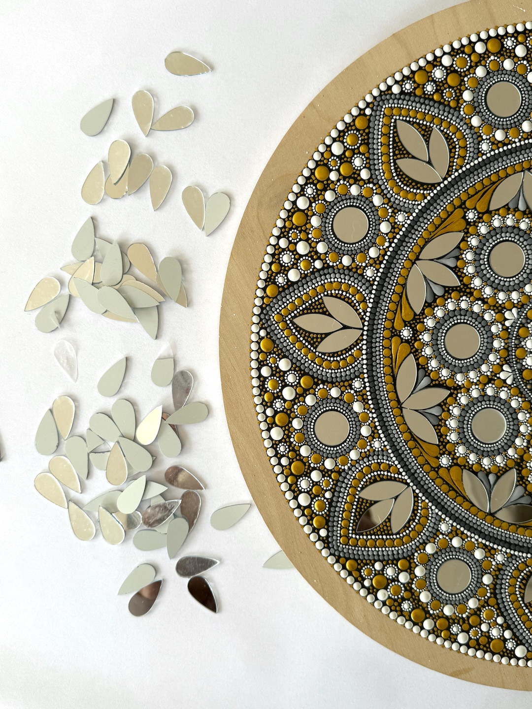 200 Pieces Mini Tear-drop-shaped Mirror Mosaic Tiles, Flat Self ...