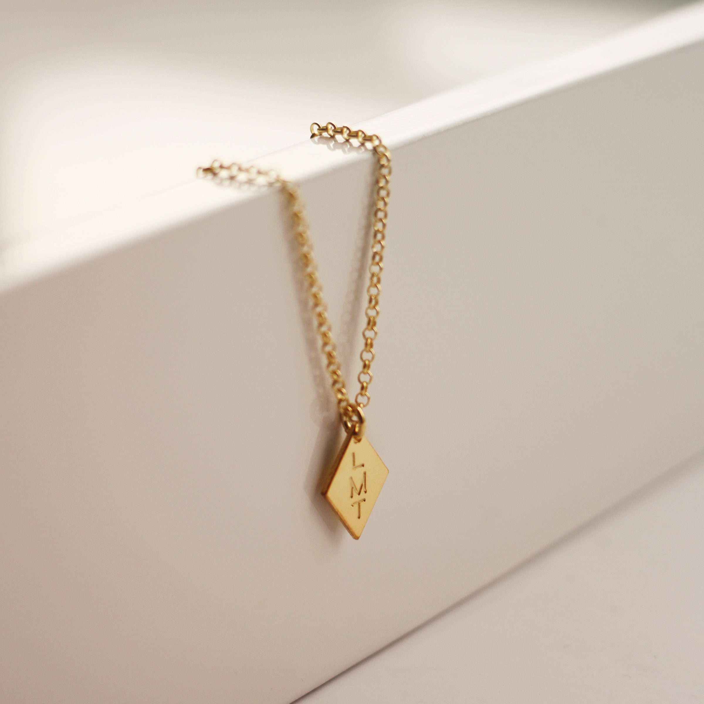 Diamond Shape Engrave Bar With Rolo Chain, Three Initial Monogram Bar ...