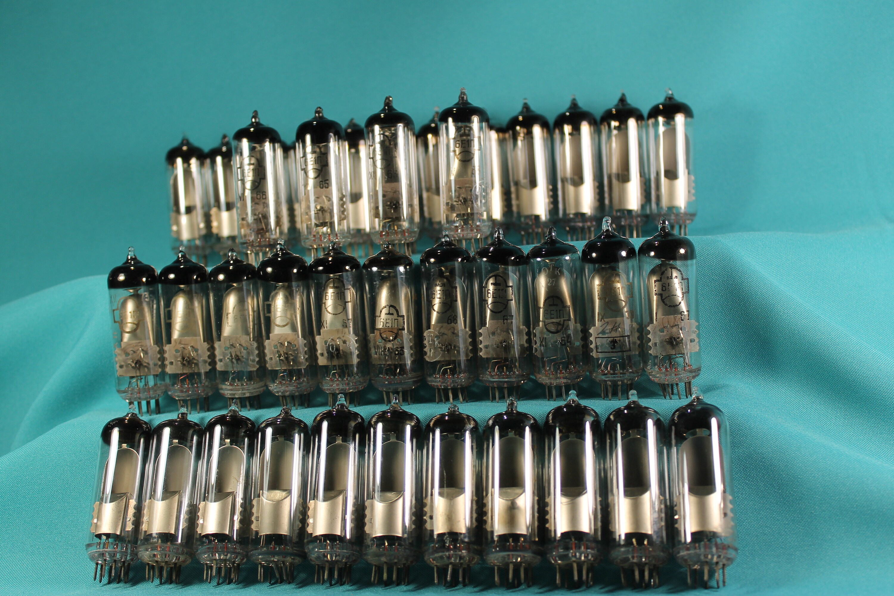 4 PCS 6E1P / 6BR5 / EM80. Magic Eye Tubes. Reflector.tested.1960 ...