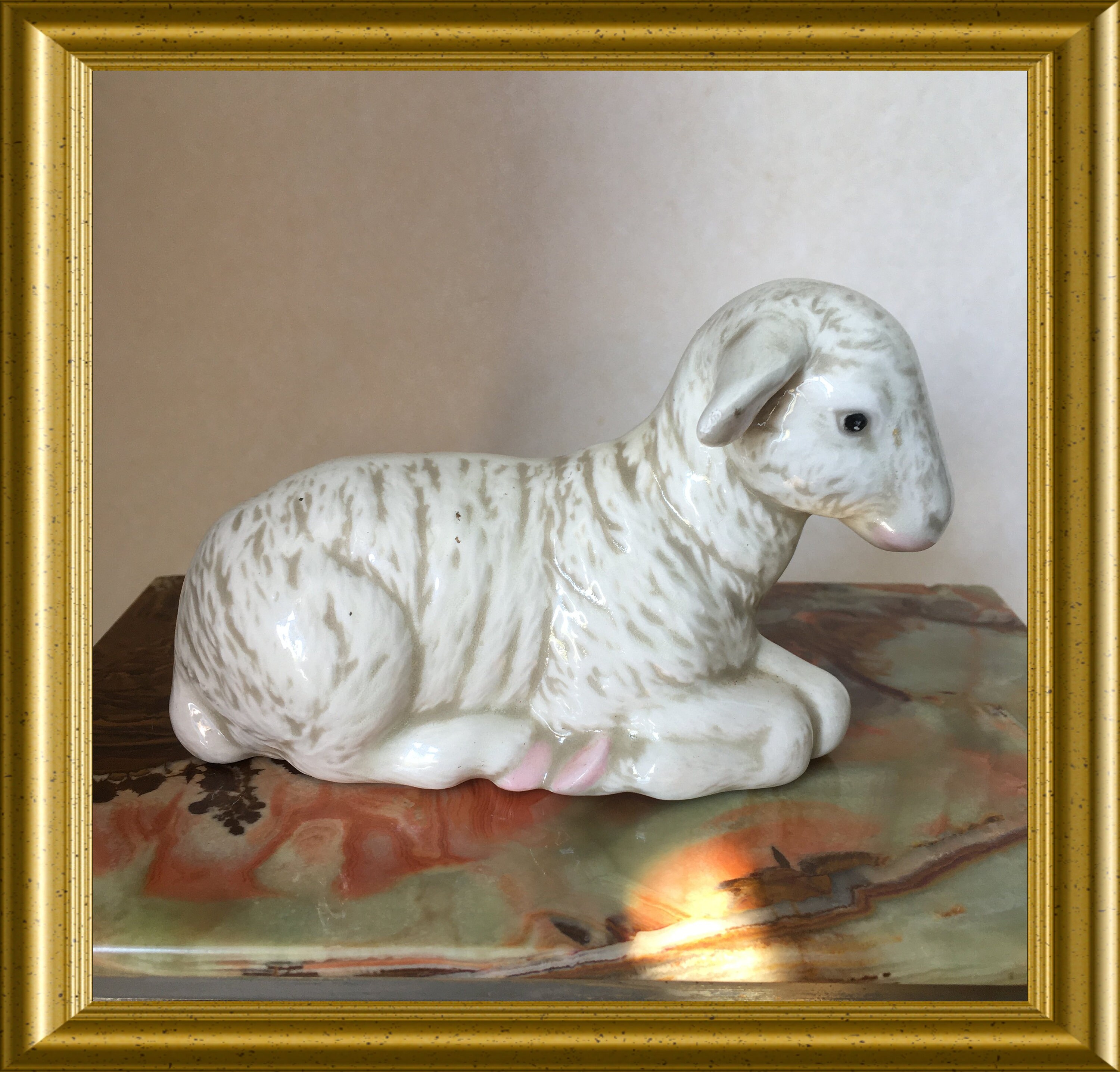 Vintage ceramic figurine : sheep, lamb