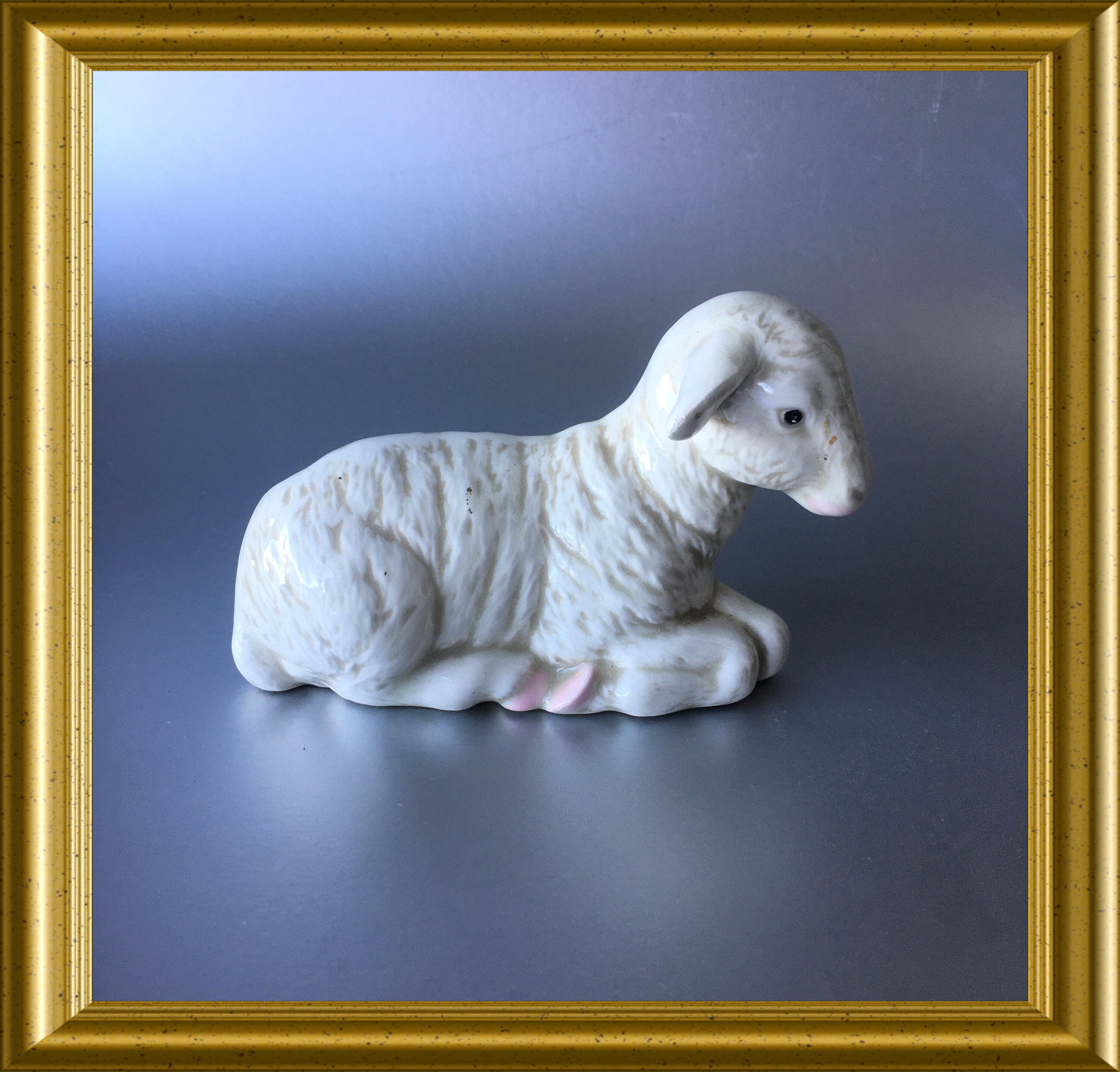 Vintage ceramic figurine : sheep, lamb