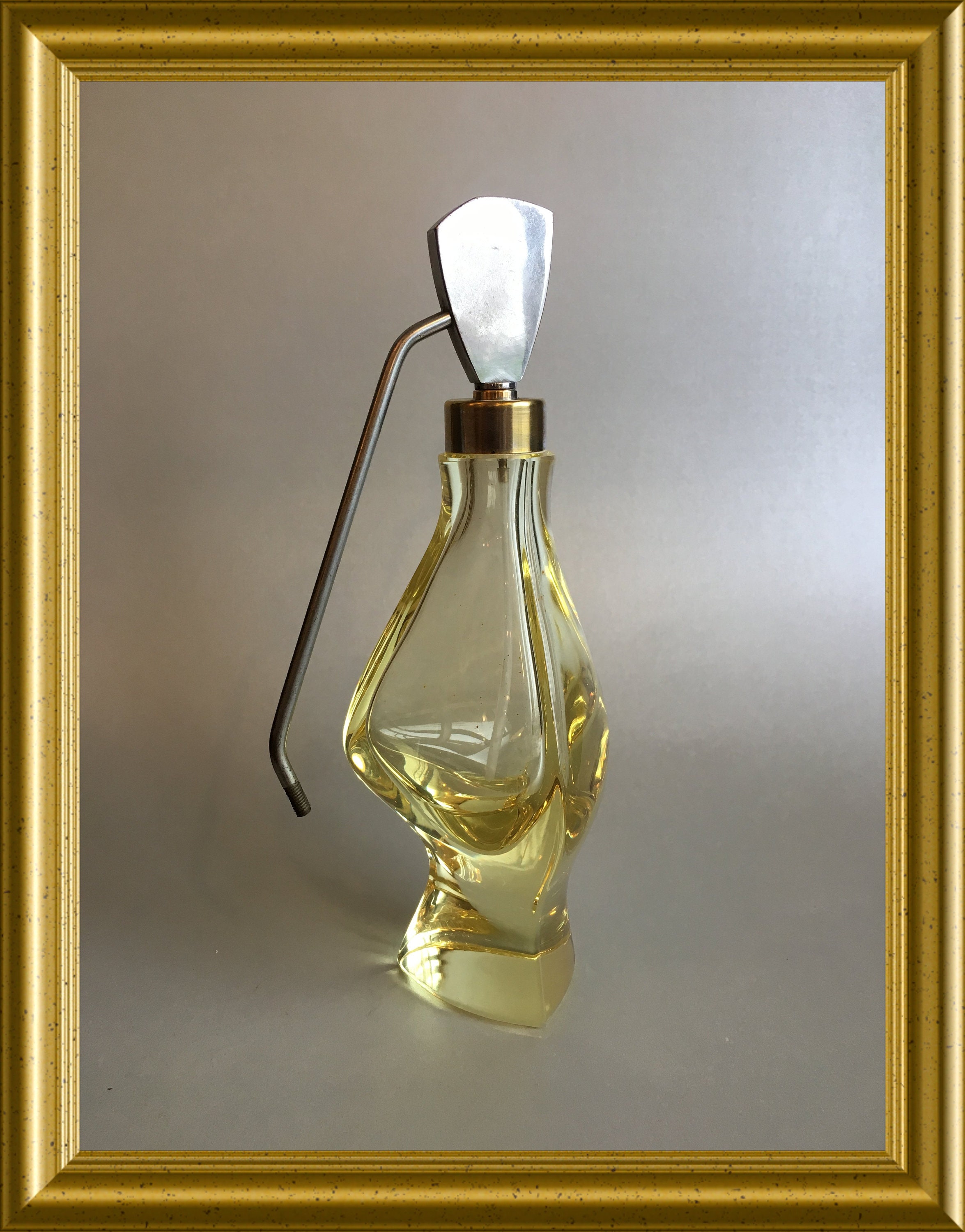 Lovely art deco yellow glass perfume bottle atomizer without bulb puffer