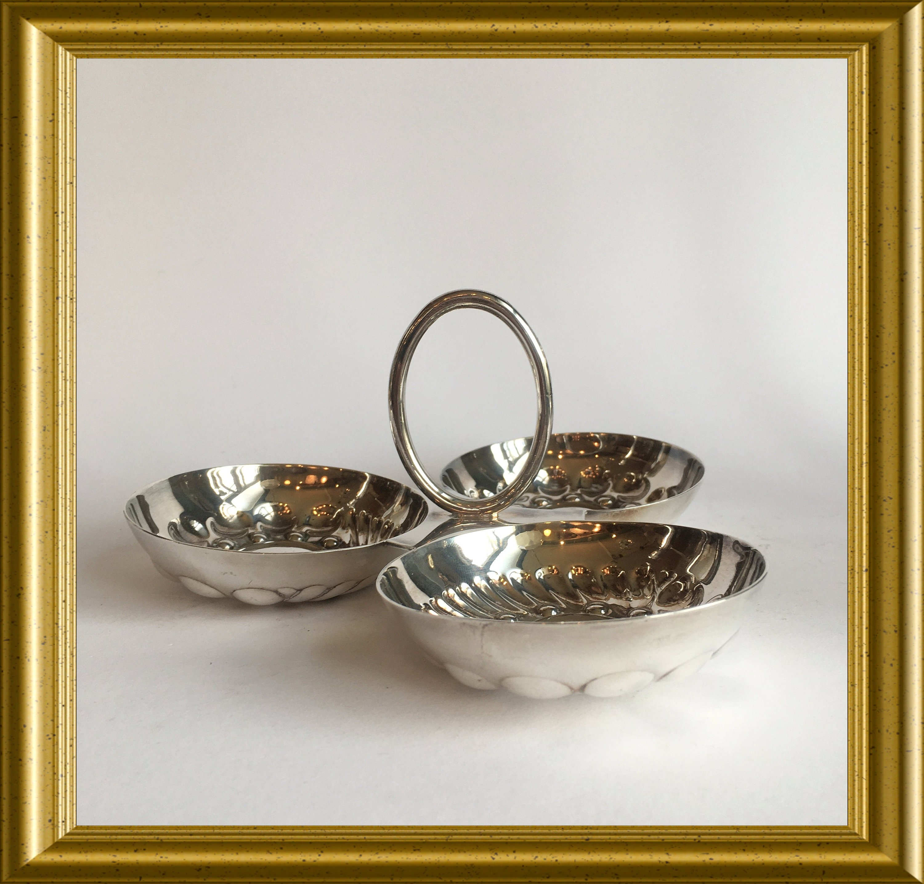 Vintage silver plated tastevin serving dish, wine taste cups