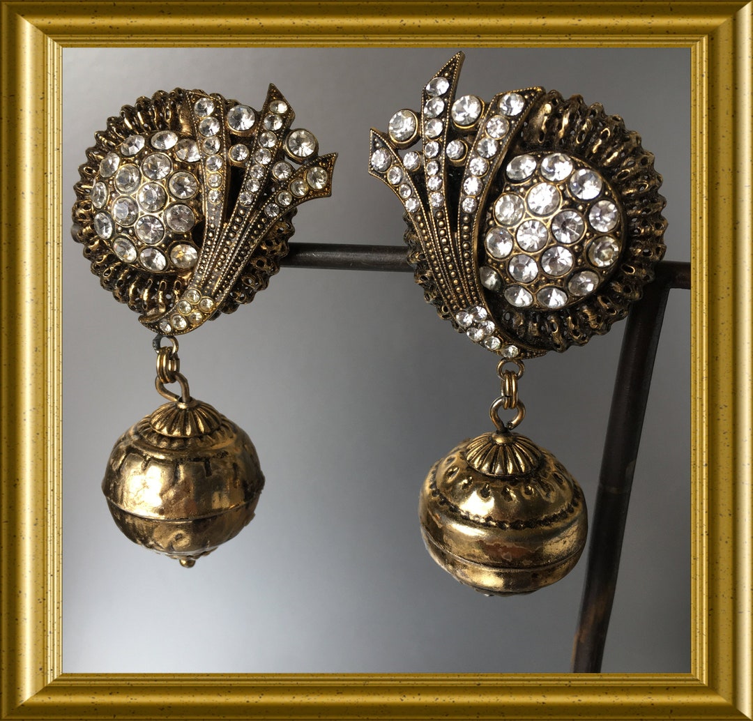 Vintage Large Design Clip on Earrings - Etsy