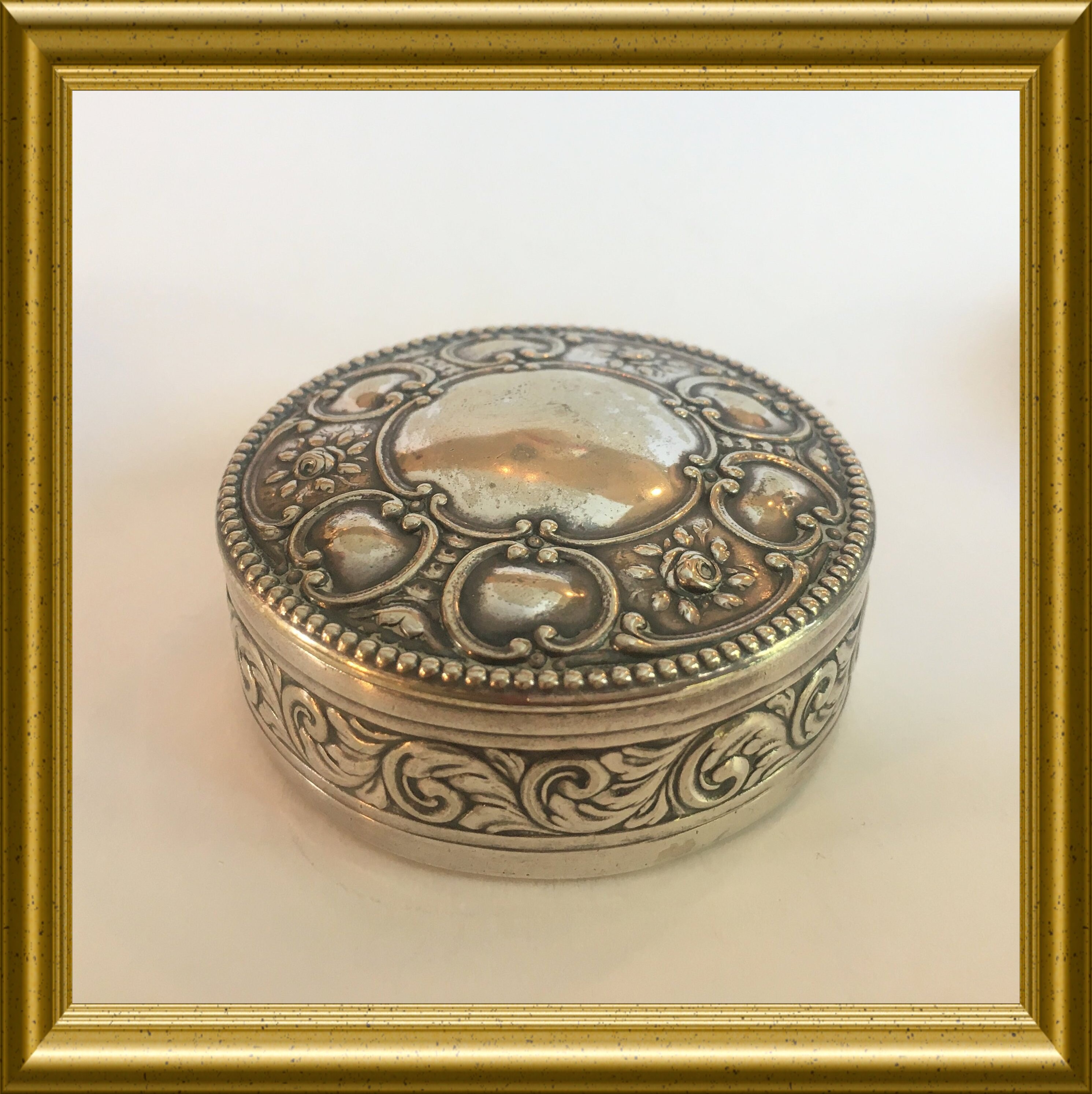Vintage small round silver plated box