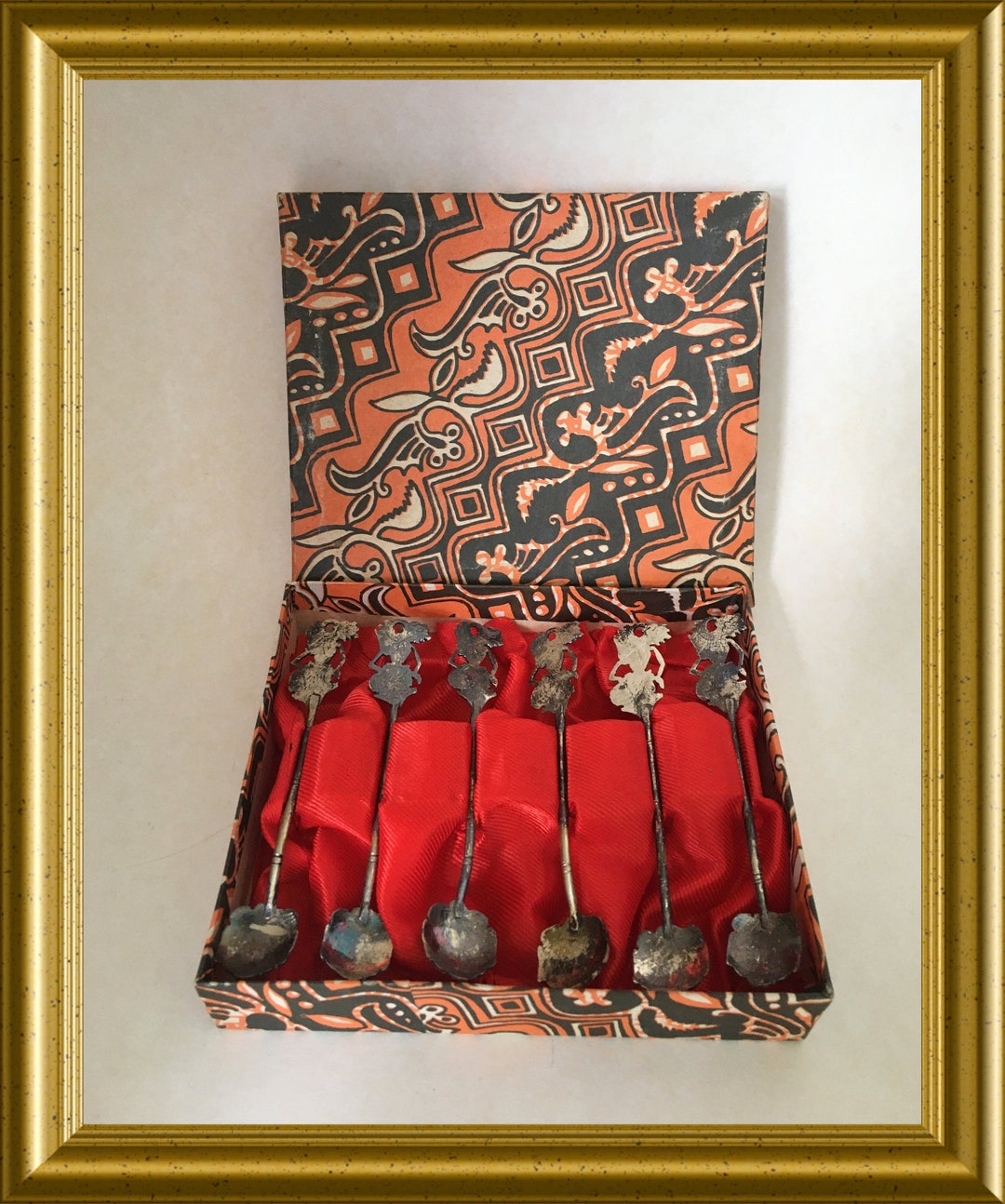 Yogya / Djokja Small Wayang Spoons in a Box - Etsy UK