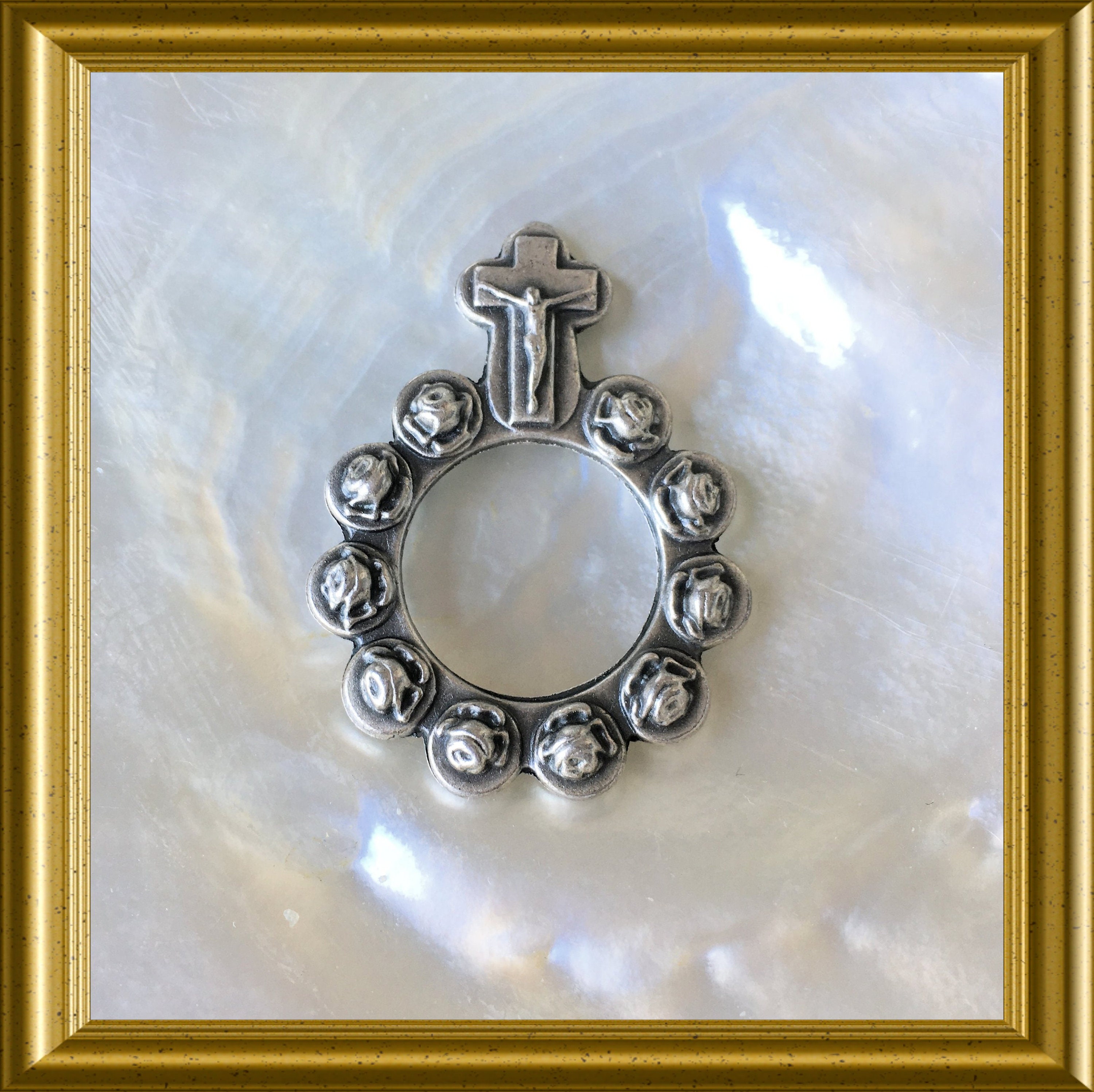 Vintage rosary ring, finger chaplet with roses