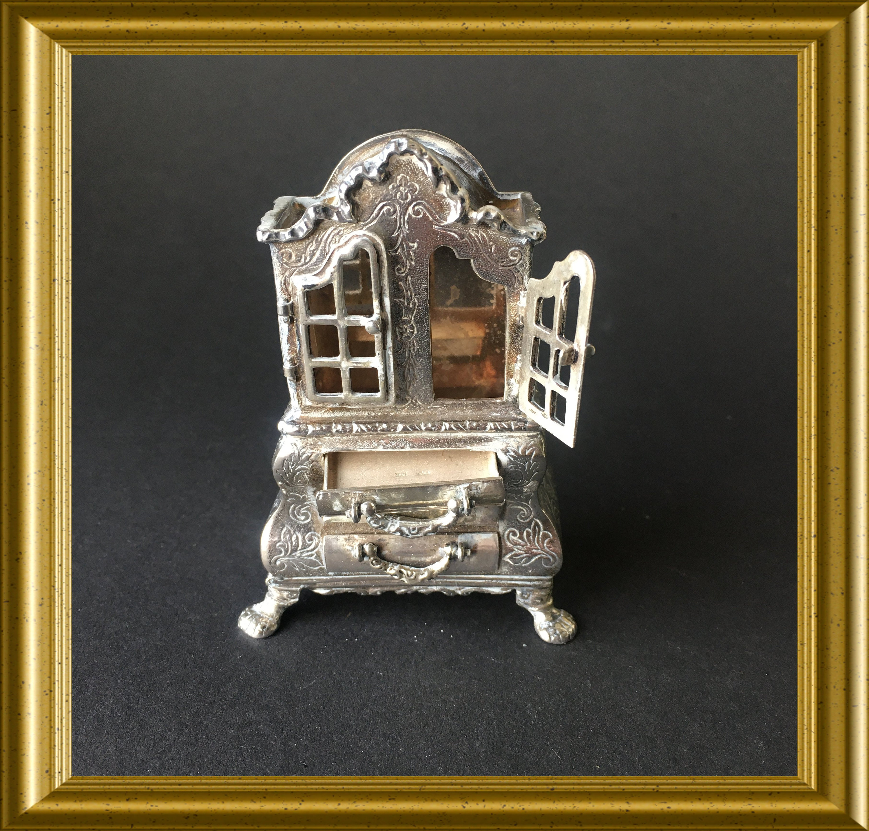 Miniature silver cabinet, large model
