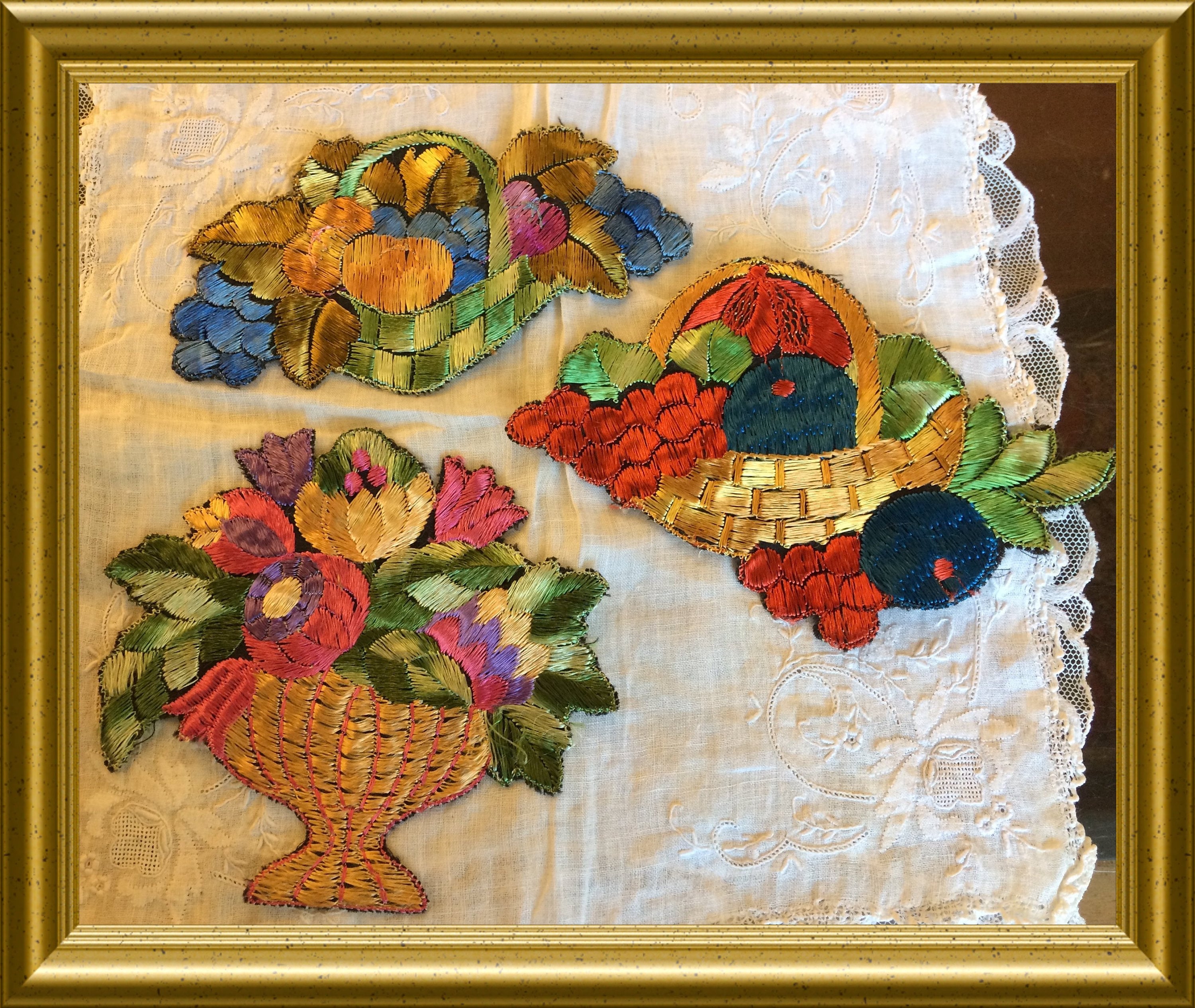 Vintage Turmac woven silk : dragonfly