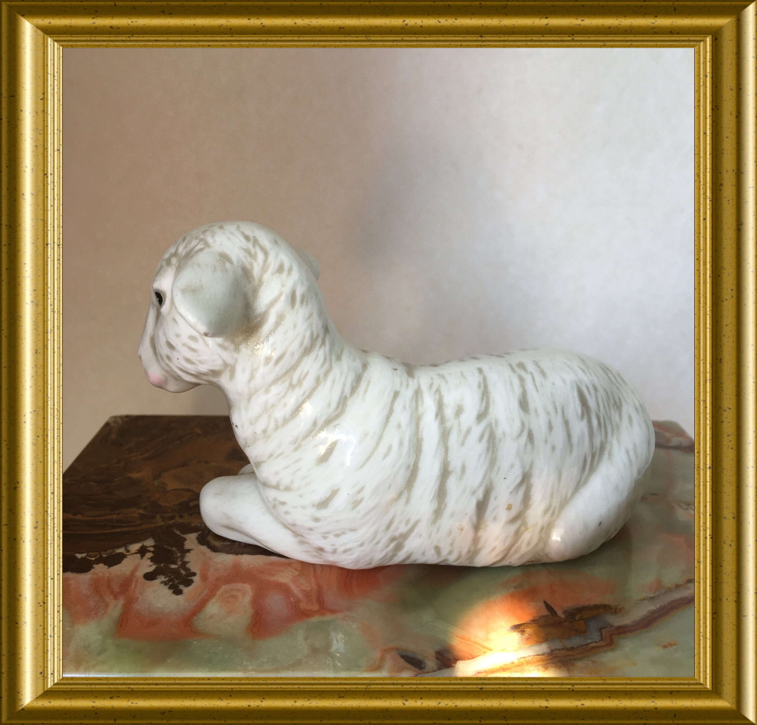 Vintage ceramic figurine : sheep, lamb