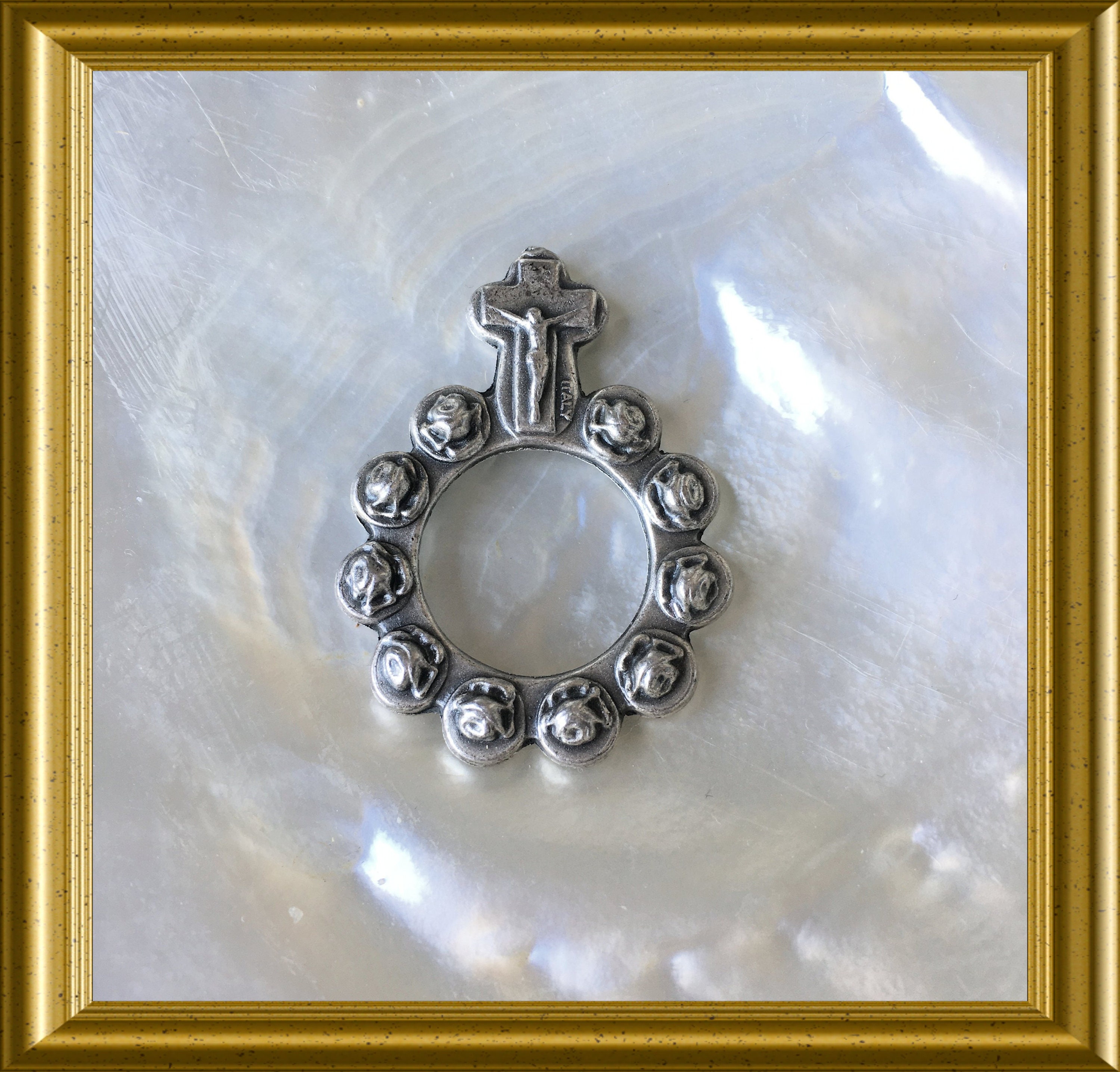 Vintage rosary ring, finger chaplet with roses