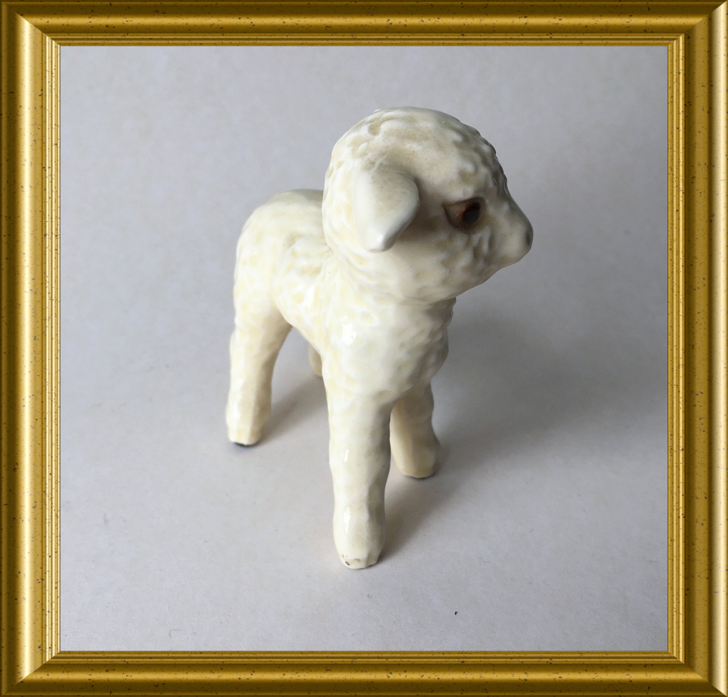 Vintage porcelain Goebel figurine : sheep, lamb
