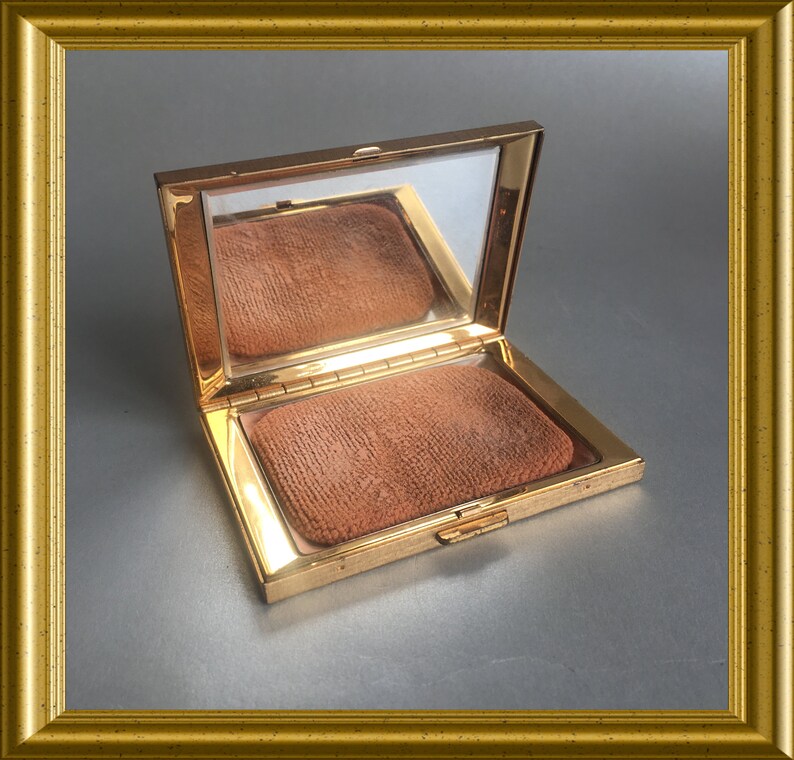 Vintage Powder Compact: Max Factor - Etsy