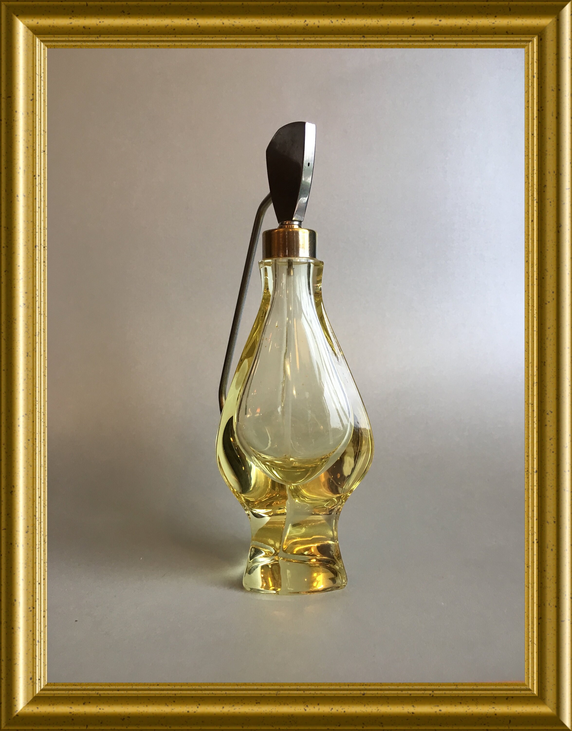 Lovely art deco yellow glass perfume bottle atomizer without bulb puffer