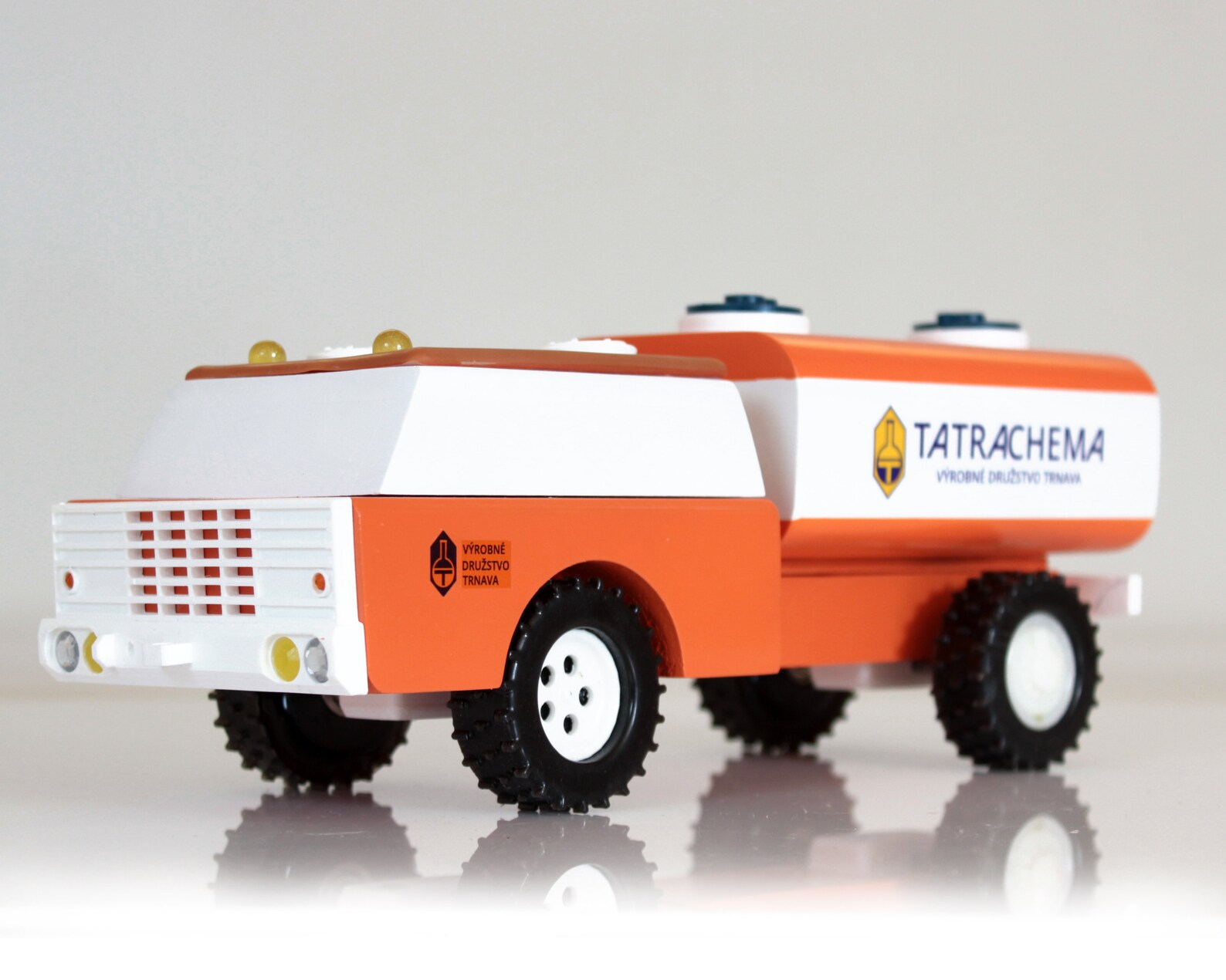 Wooden Tank Truck Toy, Handmade Tanker Truck for Children, Birthday ...